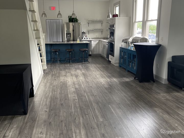 Nice and Cozy Event Space in Baton Rouge | Rent this location on Giggster