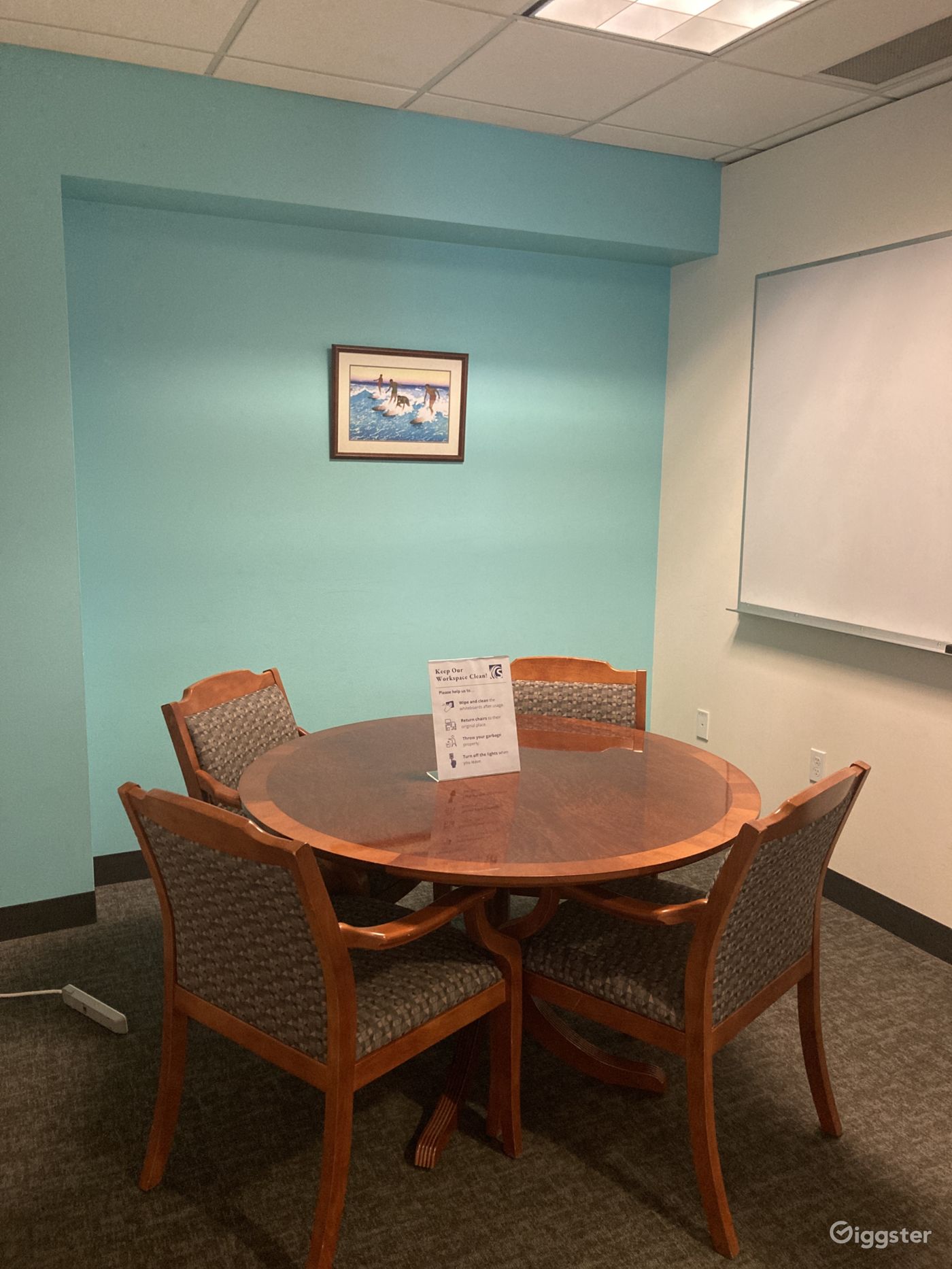 Nihoa: Flexible Meeting Space for a Small Group | Rent this location on ...
