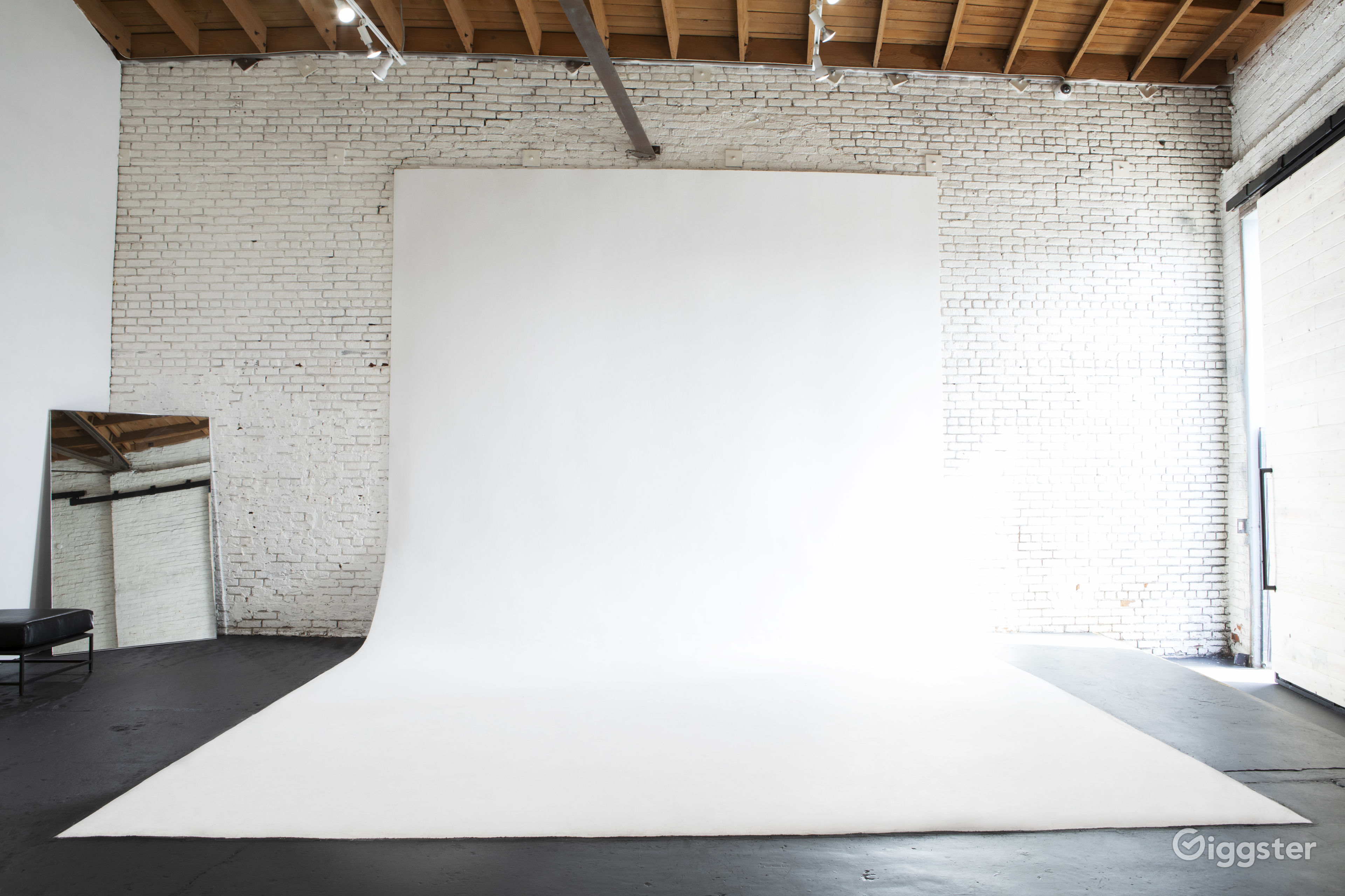 The BEST 10 Film Studio spaces in Los Angeles, CA | Giggster