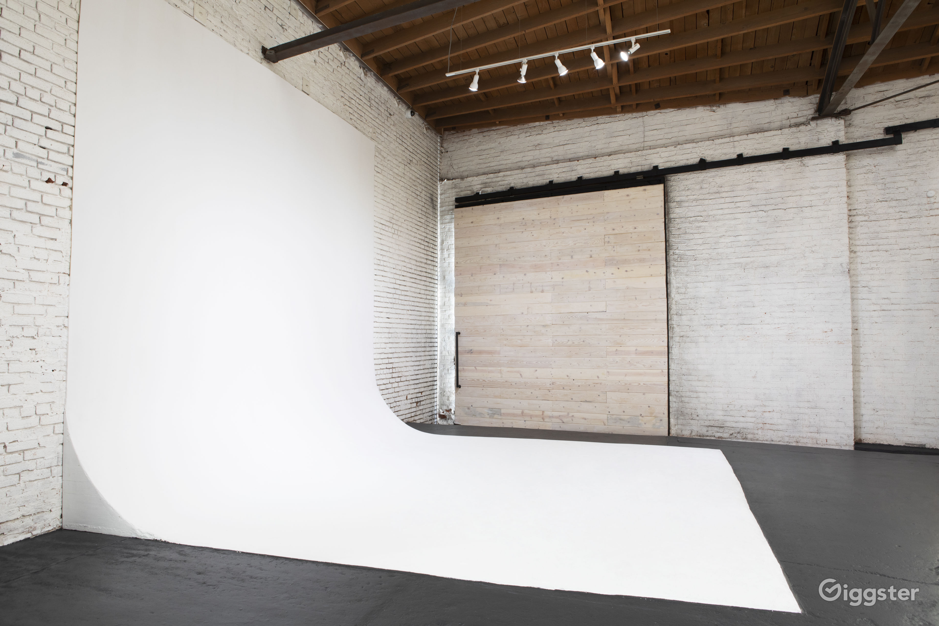 The BEST 10 Film Studio spaces in Los Angeles, CA | Giggster