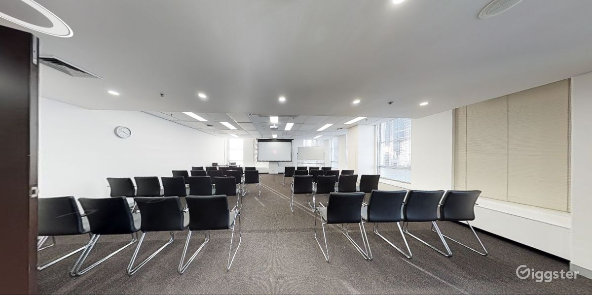 Room 804 ll Melbourne | Rent this location on Giggster