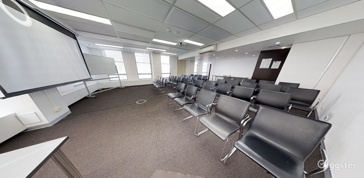 Room 804 ll Melbourne | Rent this location on Giggster