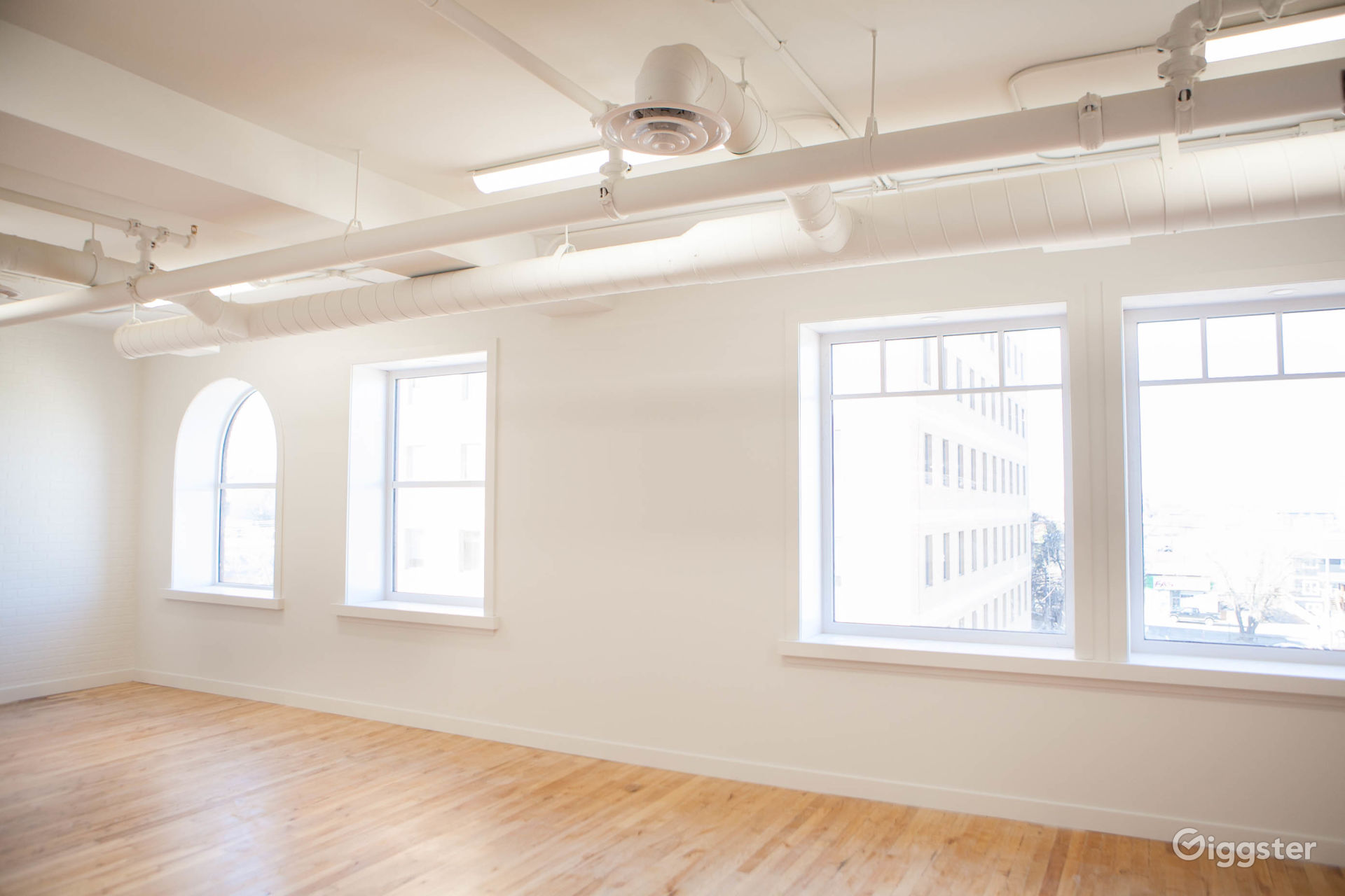 Creative Loft Spaces | Rent this location on Giggster