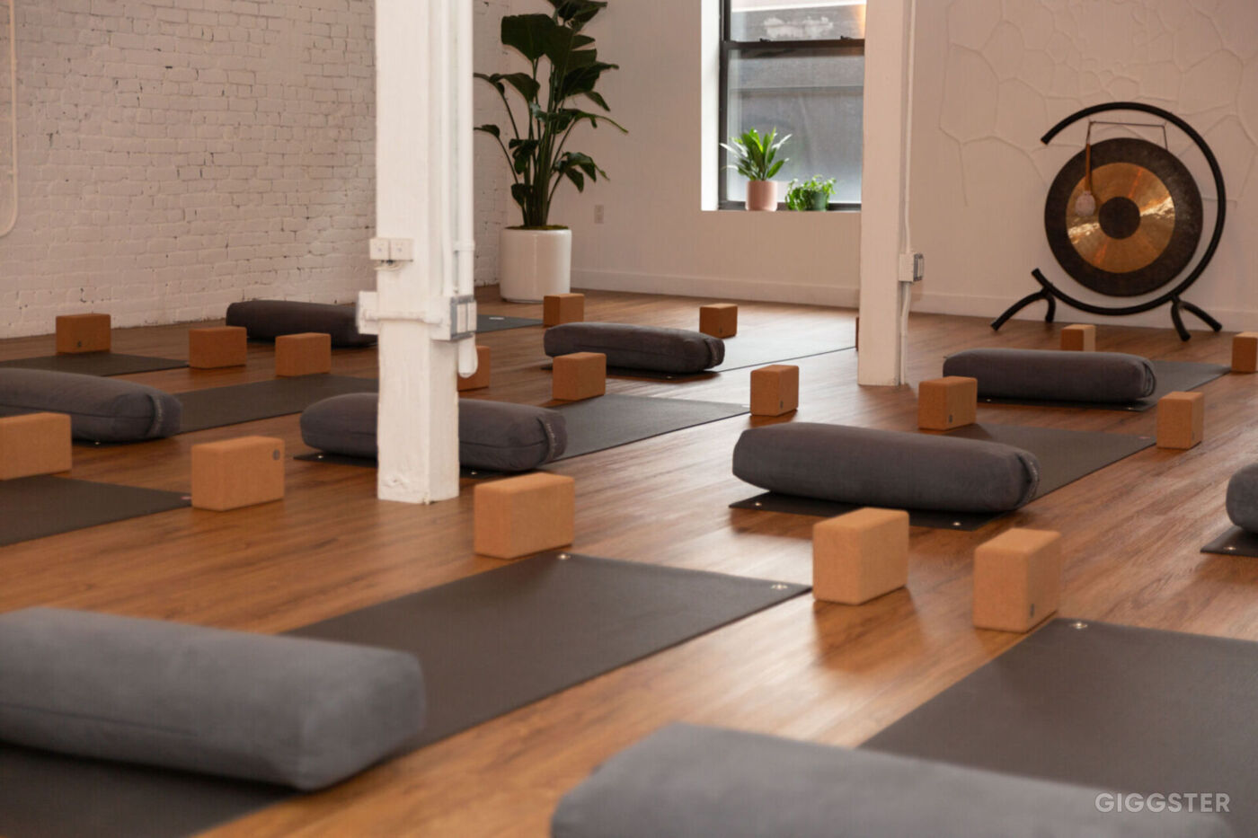 Beautiful Spacious Industrial Creative Yoga Space | Rent this location ...