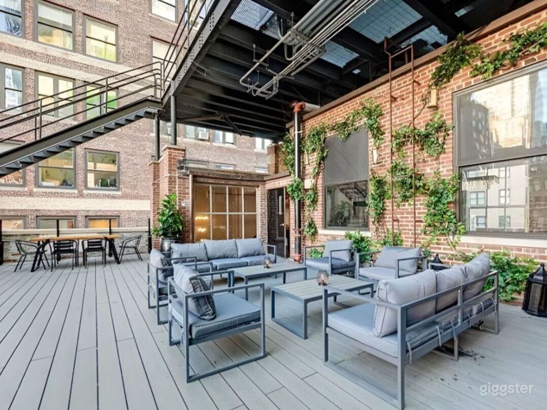 Chic Rooftop with Multiple Indoor Breakout Areas | Rent this location ...