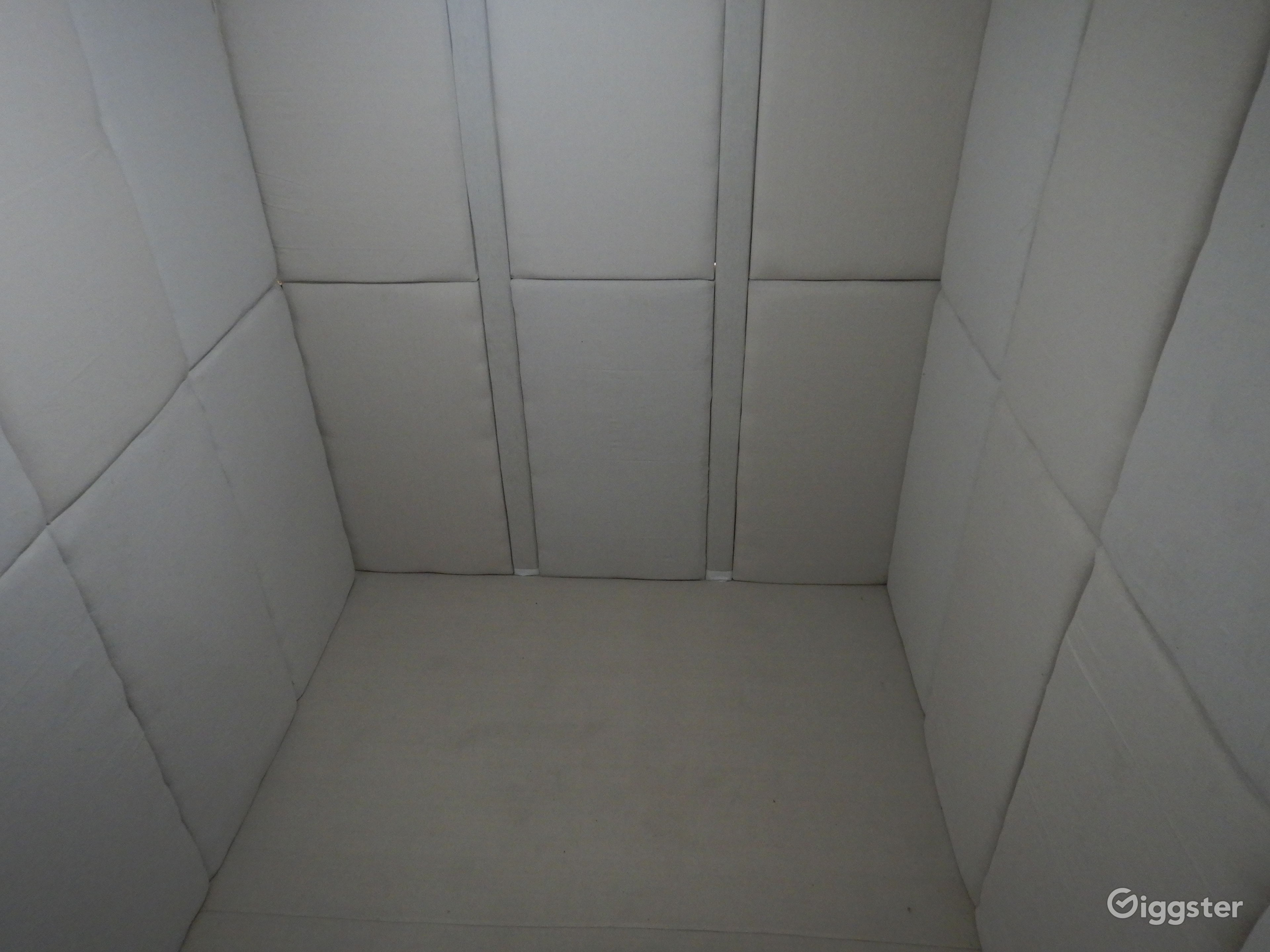 ASYLUM / PADDED CELL STANDING SET | Rent this location on Giggster