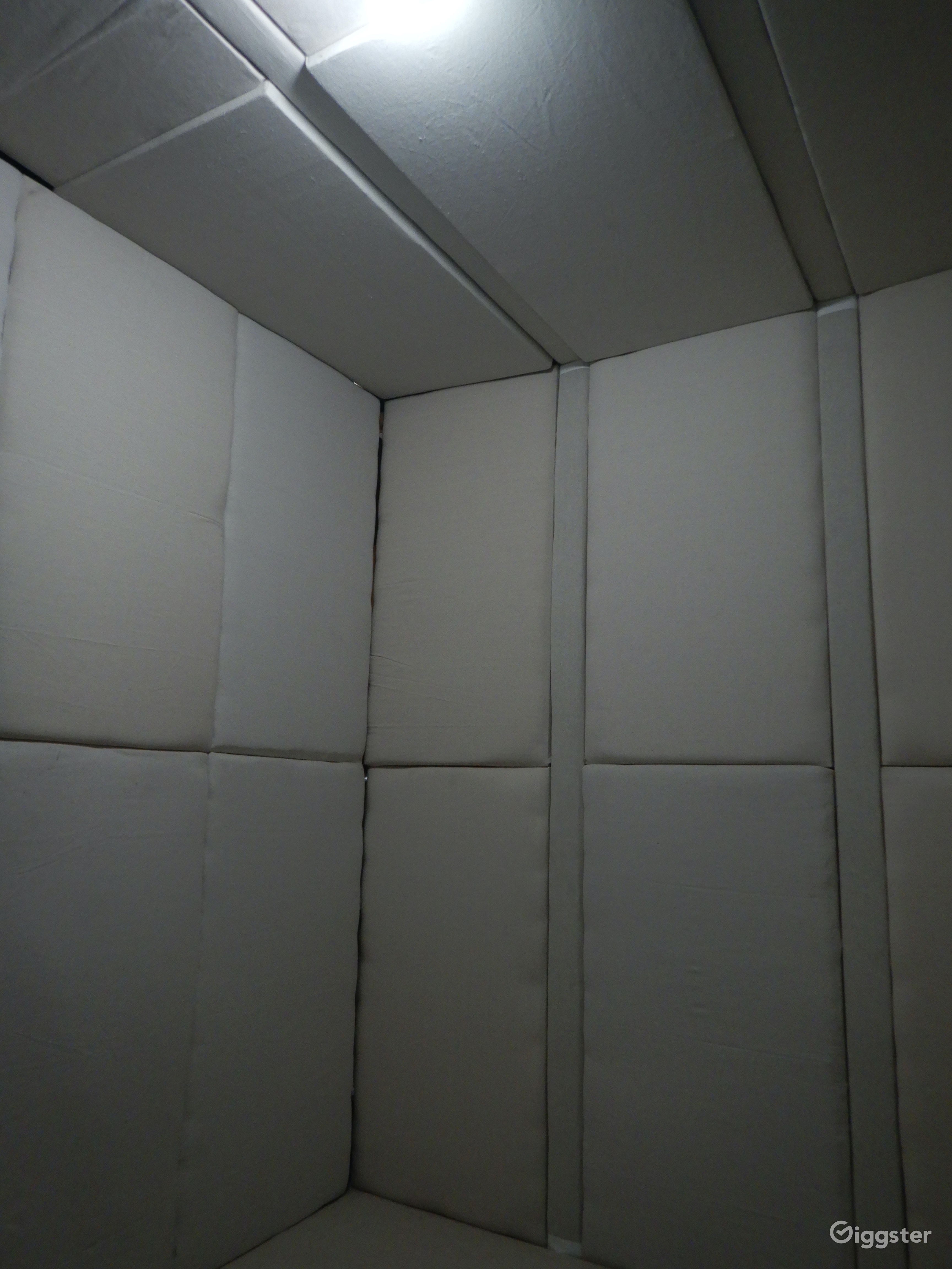 ASYLUM / PADDED CELL STANDING SET | Rent this location on Giggster