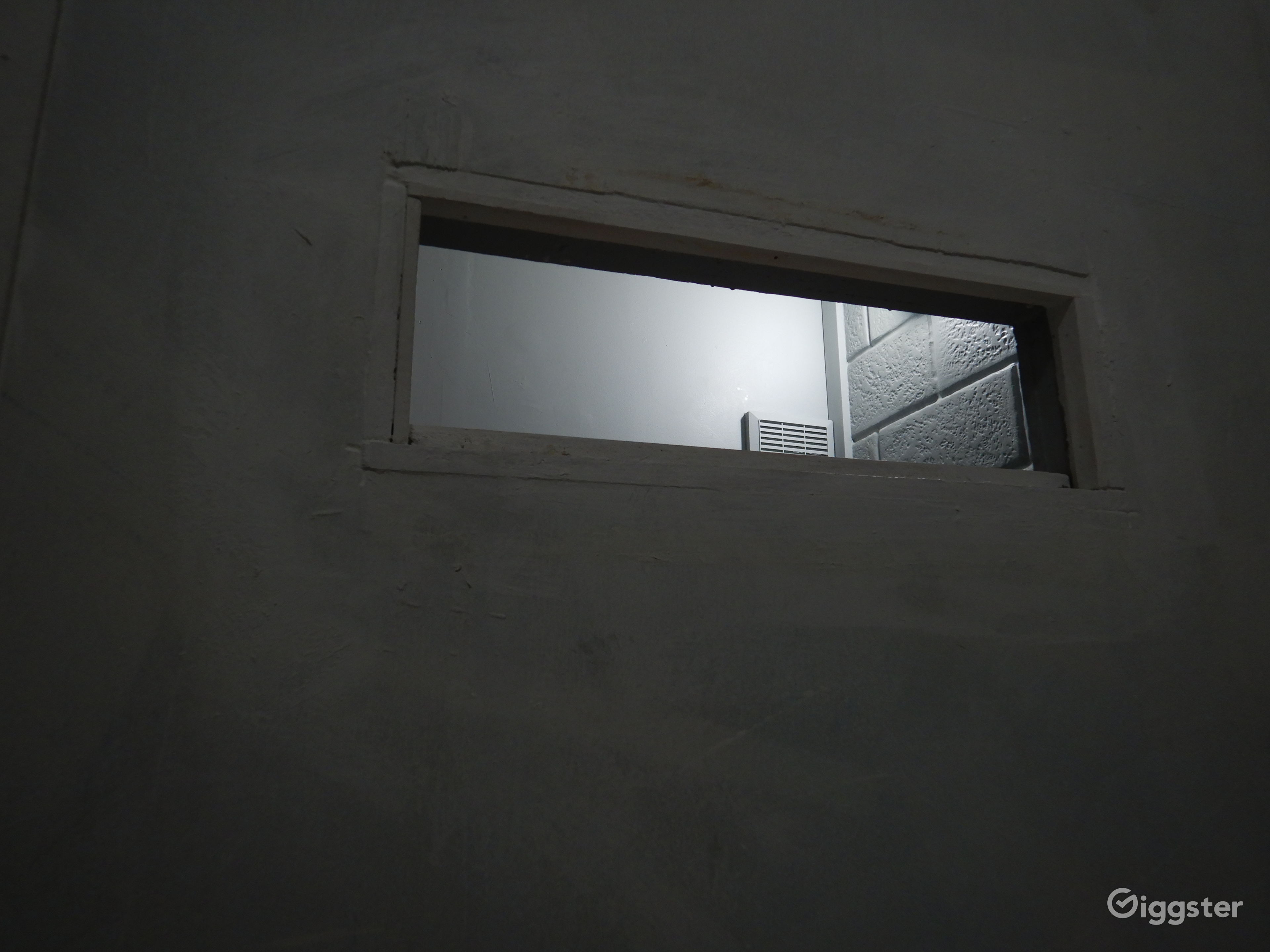 ASYLUM / PADDED CELL STANDING SET | Rent this location on Giggster
