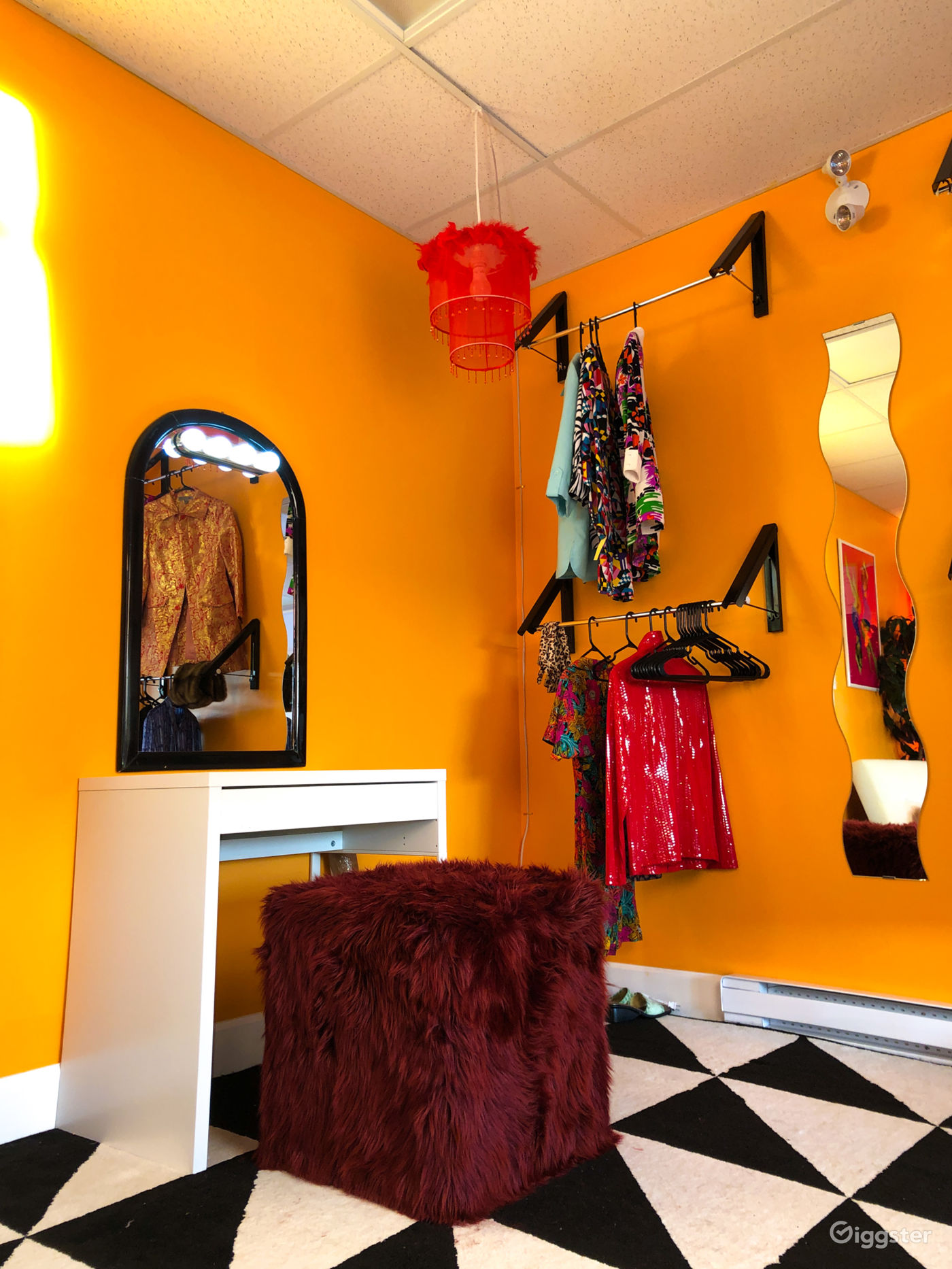 Funky Photography Studio | Rent this location on Giggster