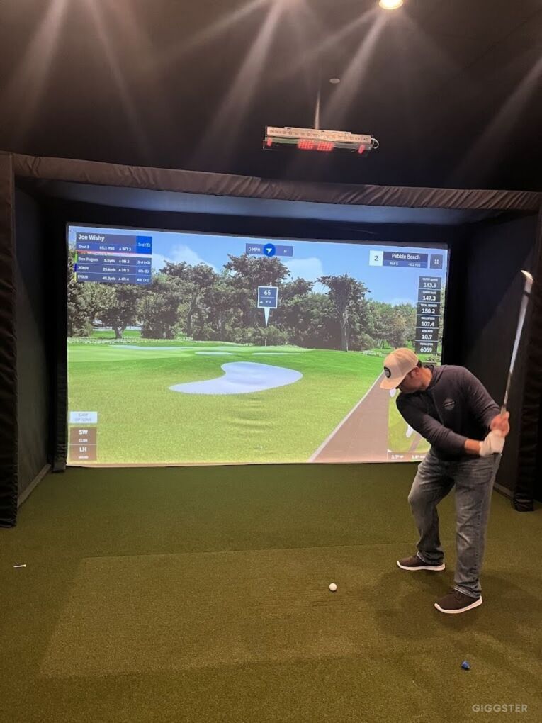 Creative Live Music Brewery w/ Golf Simulator | Rent this location on ...