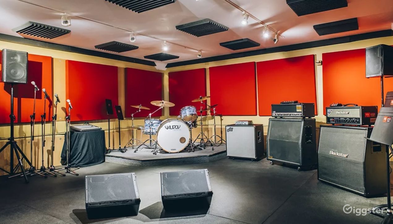 Garage Rehearsal Studio | Rent this location on Giggster