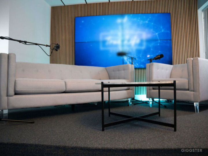 Boca Raton's Stunning Podcast Studio | Rent this location on Giggster