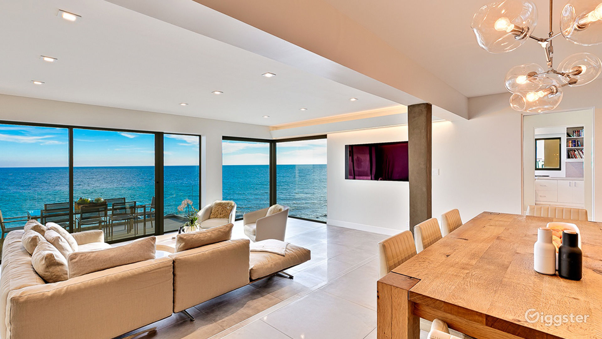 Modern Oceanfront Beach Villa | Rent this location on Giggster