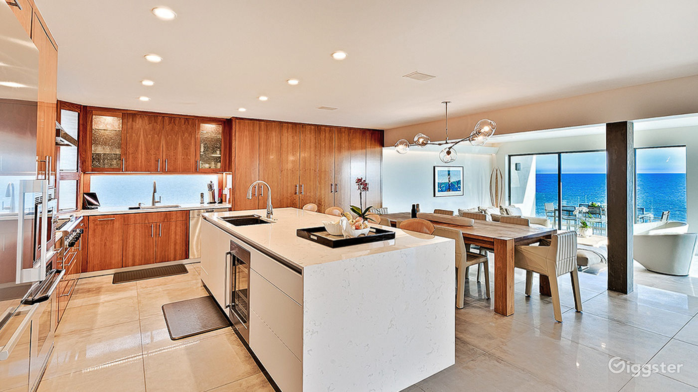 Modern Oceanfront Beach Villa | Rent this location on Giggster