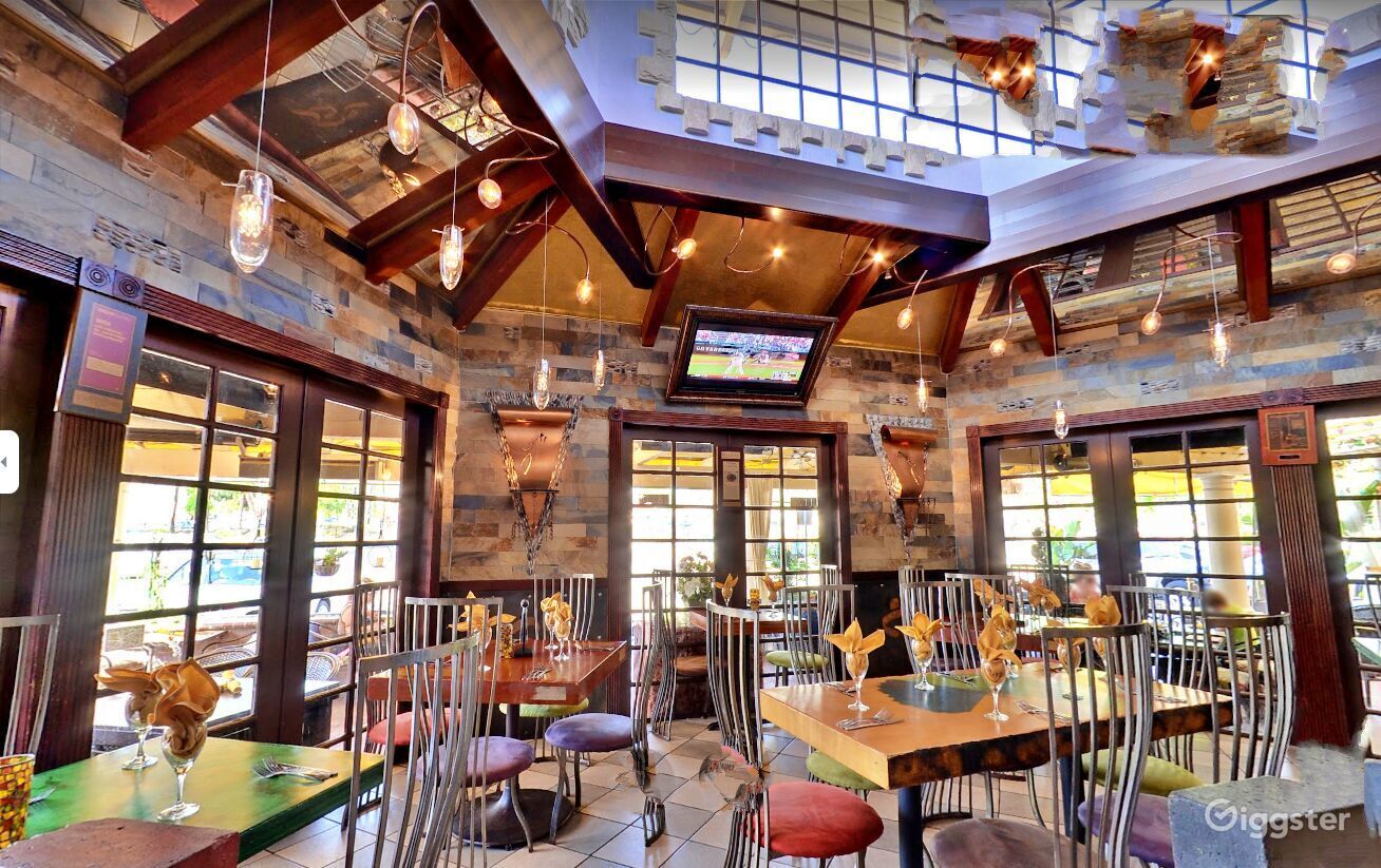 Mid- Century Modern Restaurant | Rent this location on Giggster