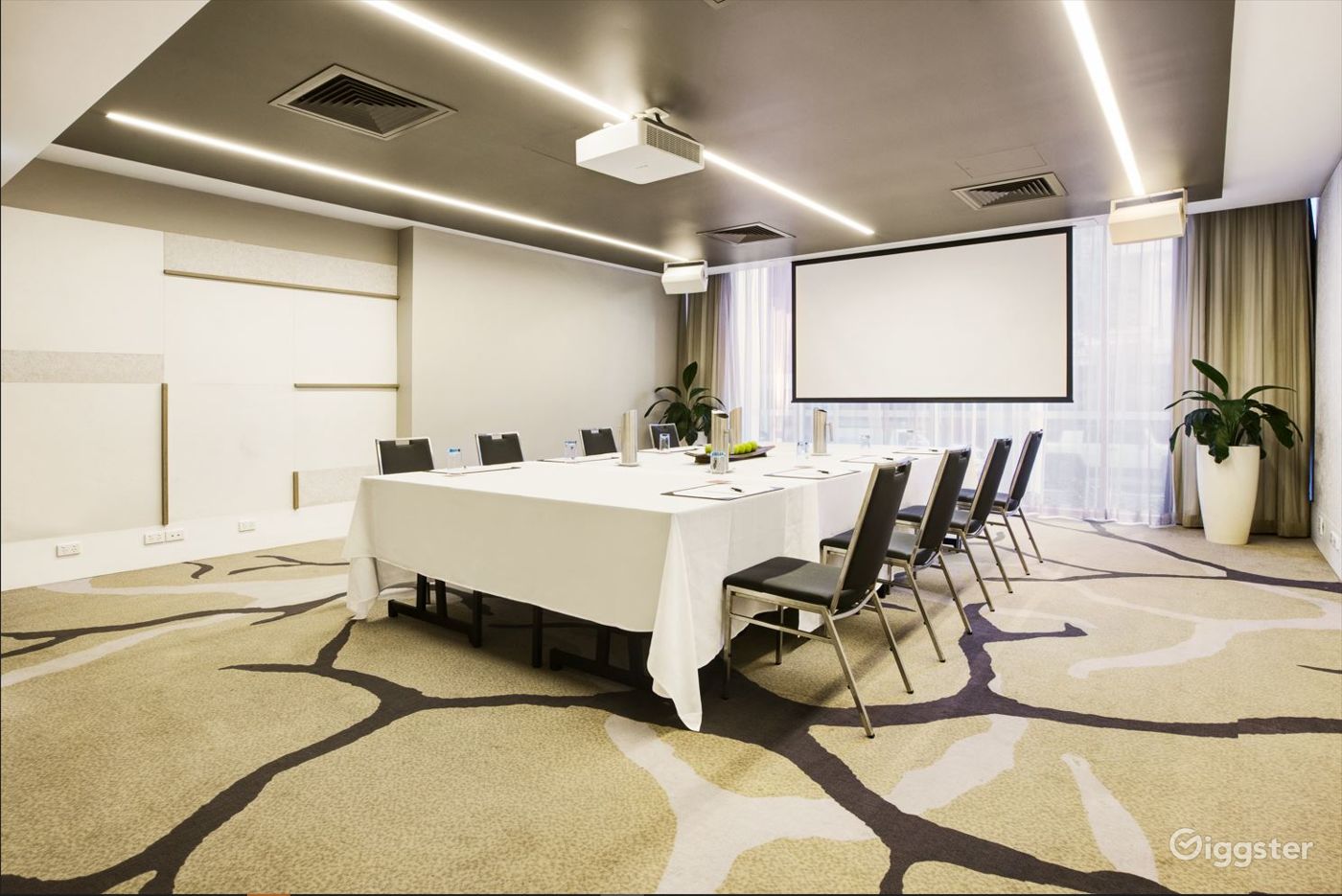 Rose Room | Rent this location on Giggster