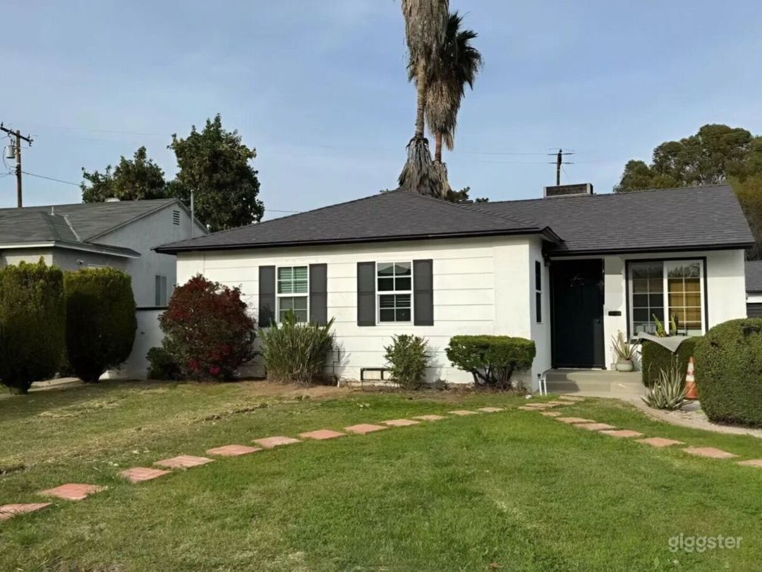 Cozy-Stylish Film Friendly Mid-Century Home | Rent this location on ...