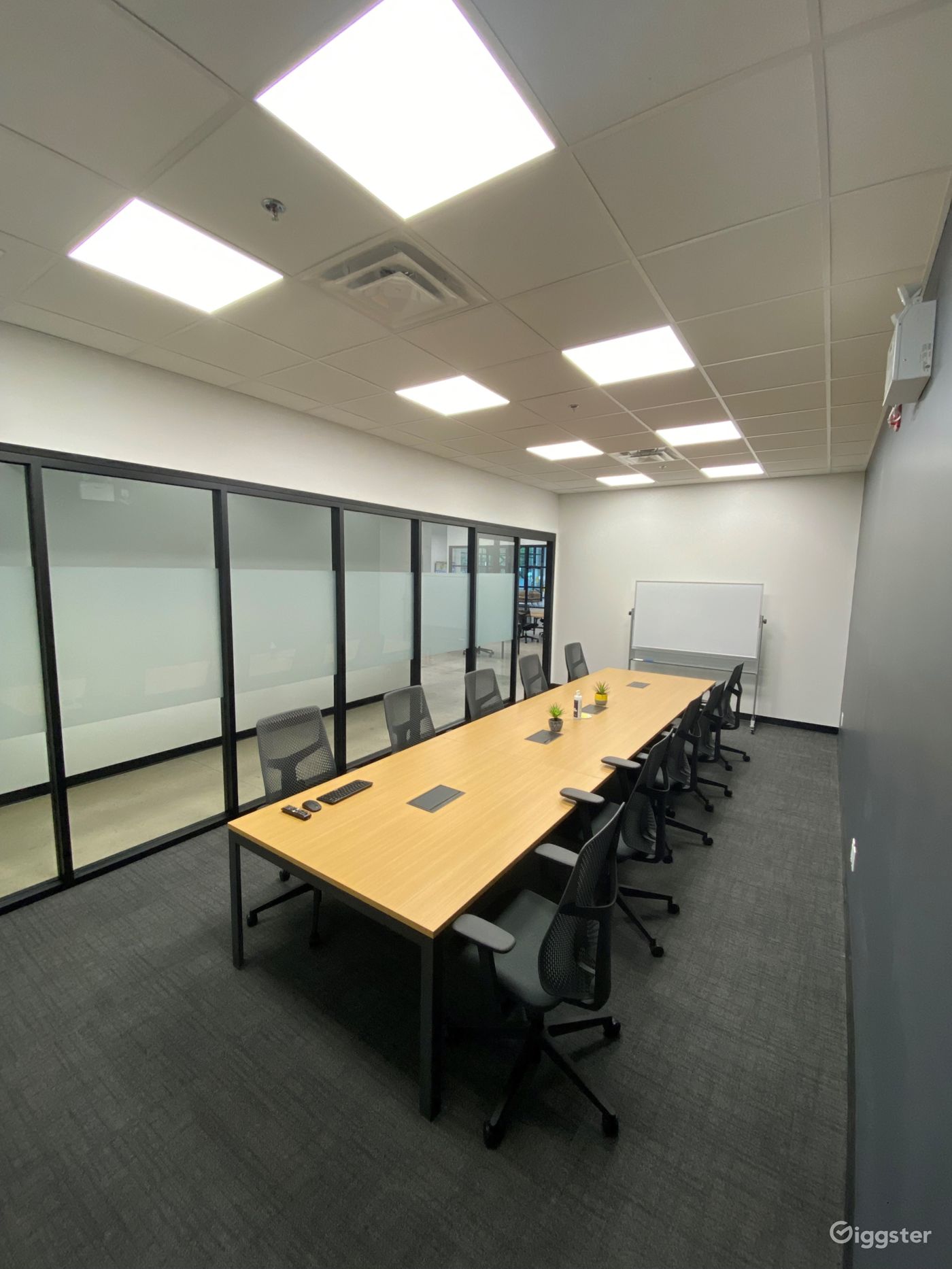 Modern, Open Concept Event and Production Space | Rent this location on ...