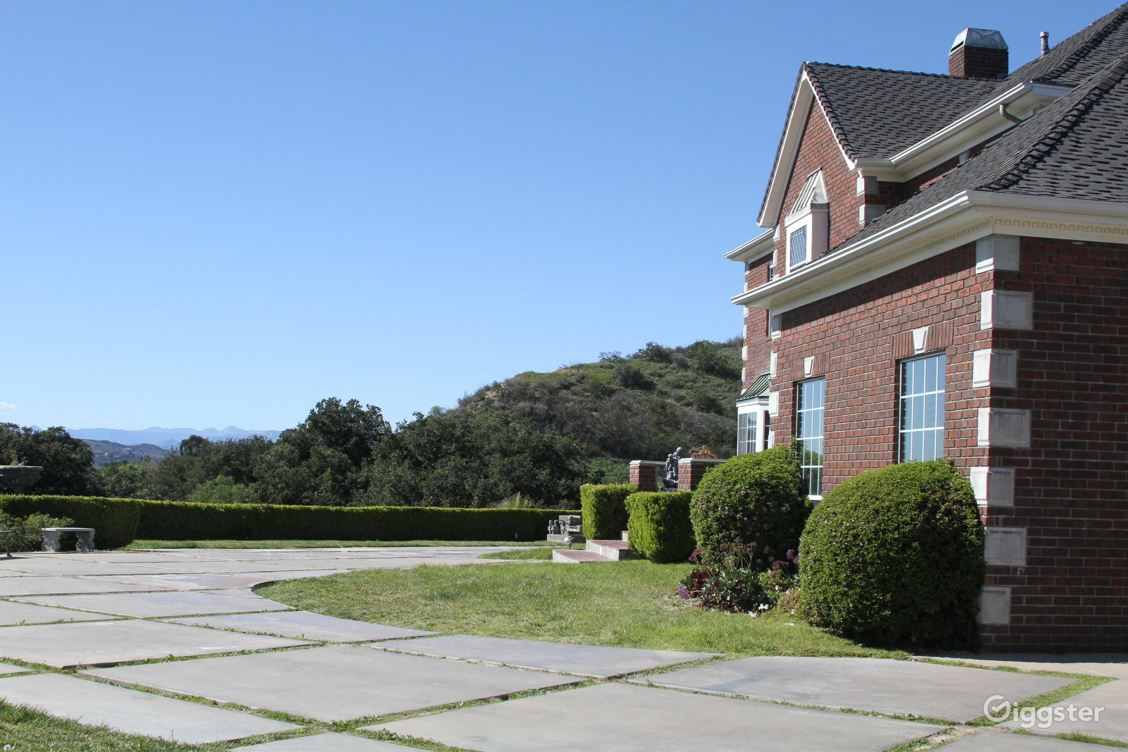 Oak Orchard | Rent this location on Giggster