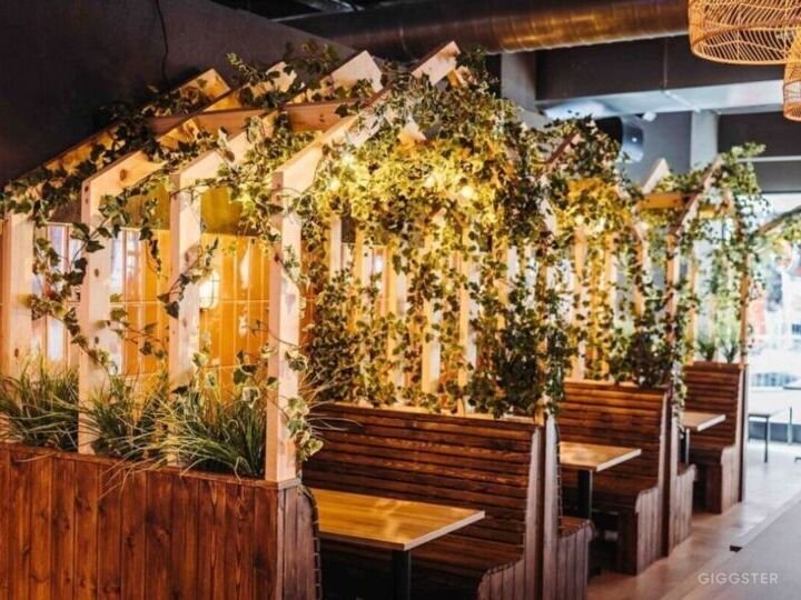 Harrow Food Hall & Cocktail Bar | Rent this location on Giggster
