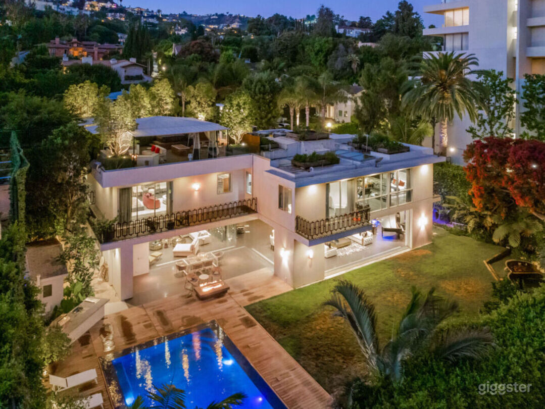Luxurious Compound w/ Rooftop Lounge, Pool & Guest House | Rent this ...