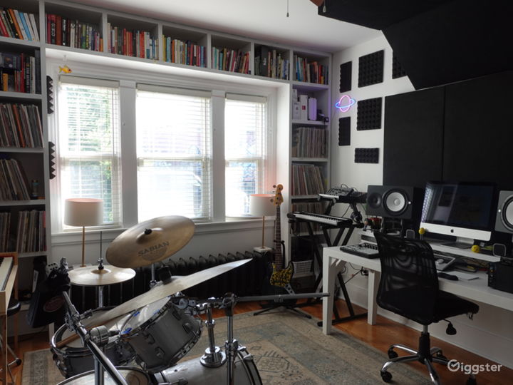 Toronto Music Studio | Rent this location on Giggster