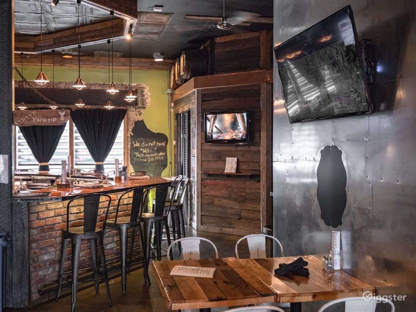 Industrial & Rustic Restaurant & Bar | Rent this location on Giggster