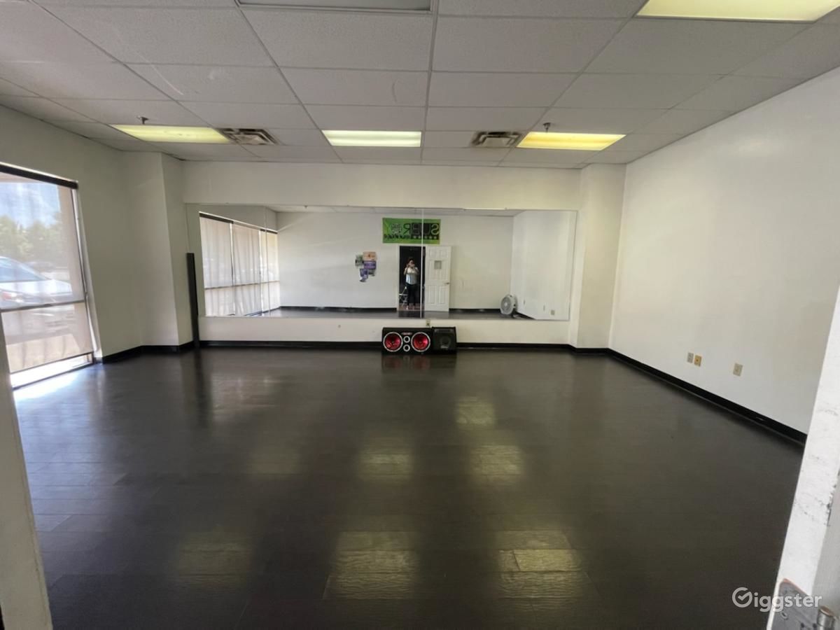 Desirable Dance Studio Buyout in Memphis | Rent this location on Giggster