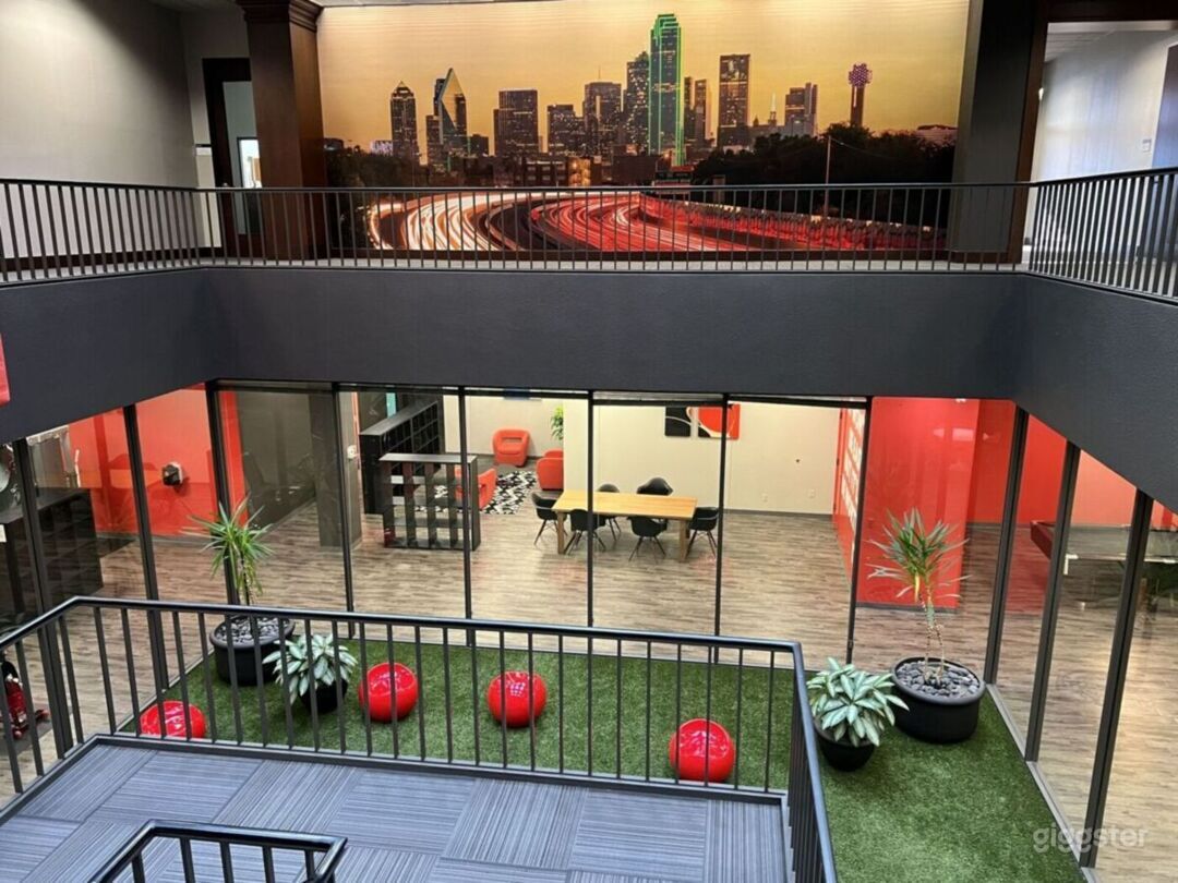 Dallas Photo Studio Rental | Gym & Pool Table Sets from $40/hr | Giggster