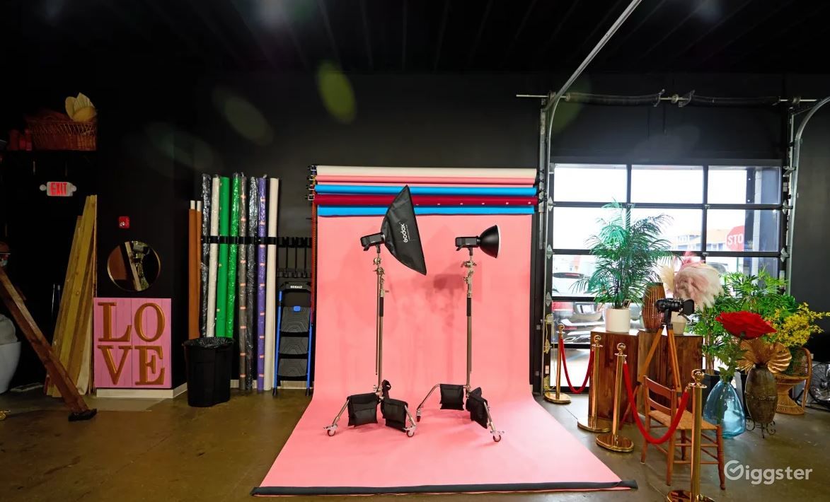 Smaller Photography/Filming Studio | Rent this location on Giggster