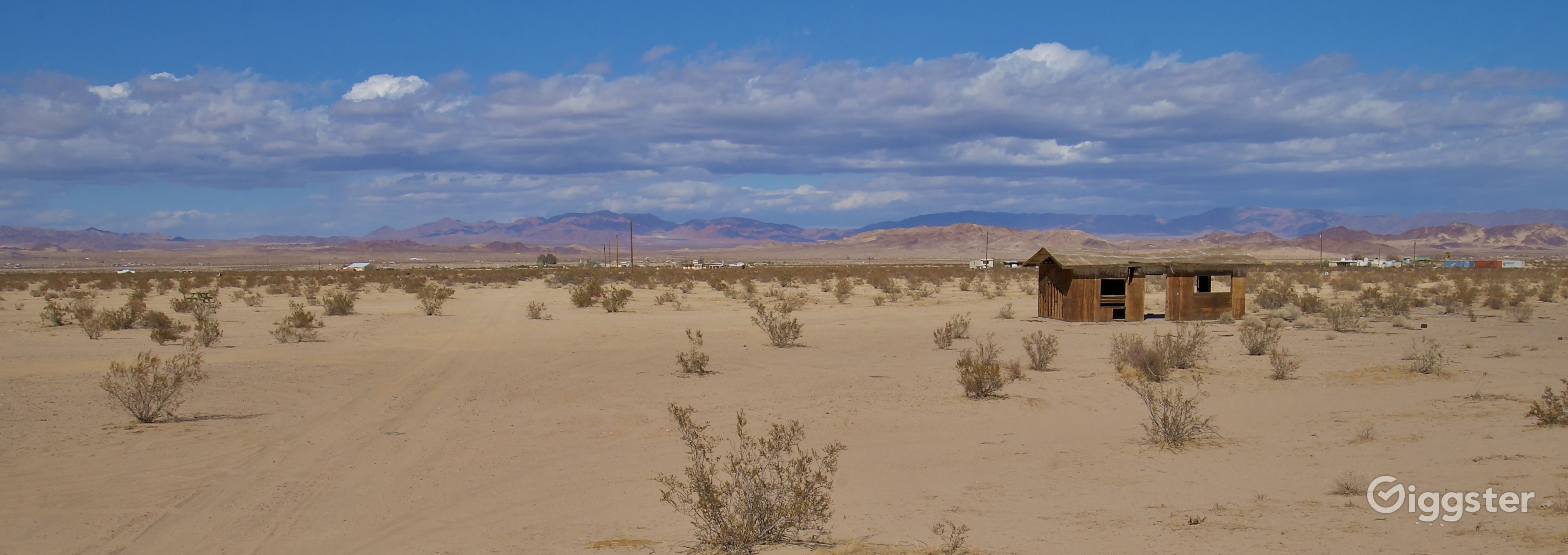 Open Air Desert Studio | Rent this location on Giggster