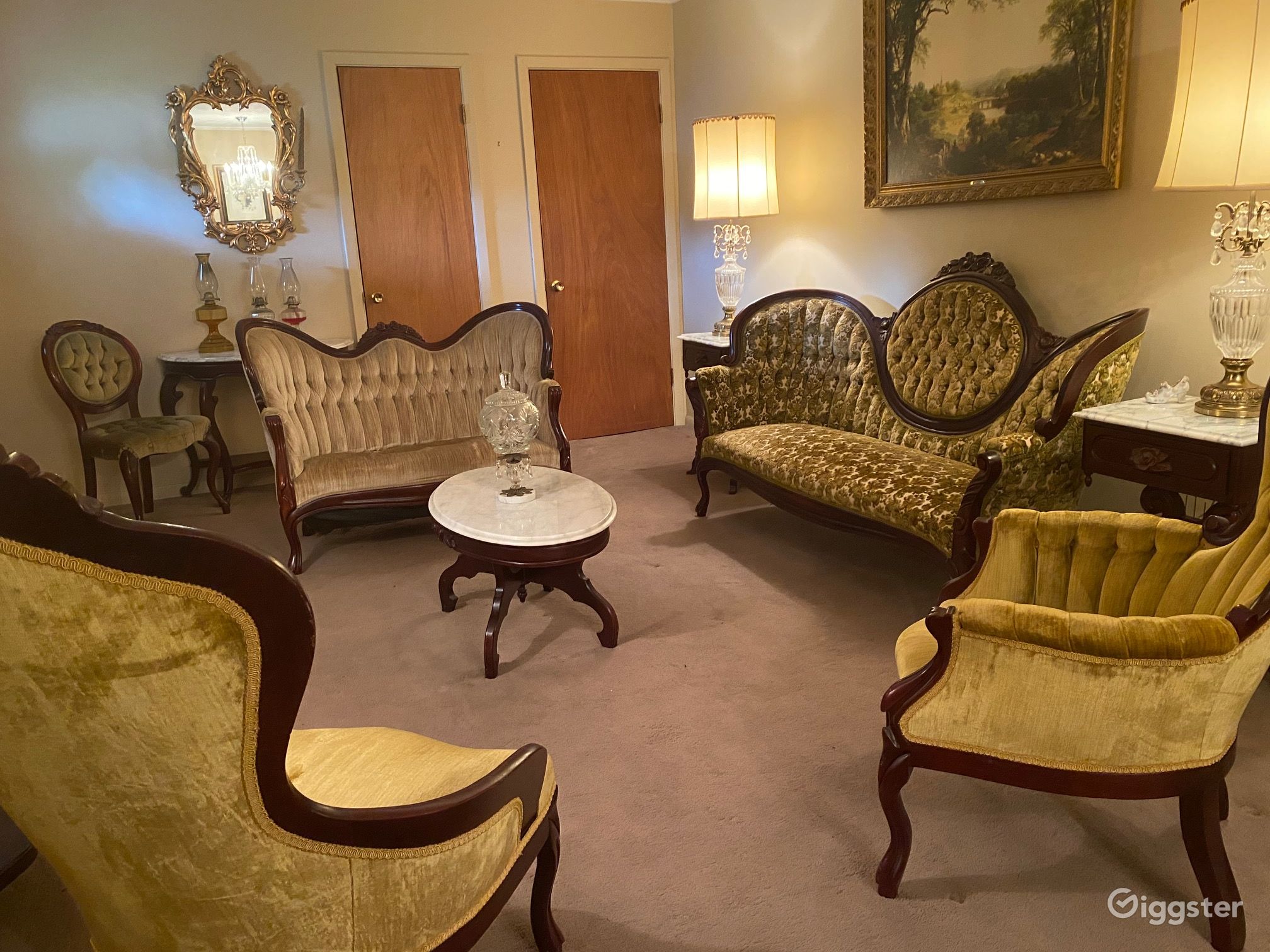 1960s Vintage Formal Dining & Sitting Room | Rent this location on Giggster