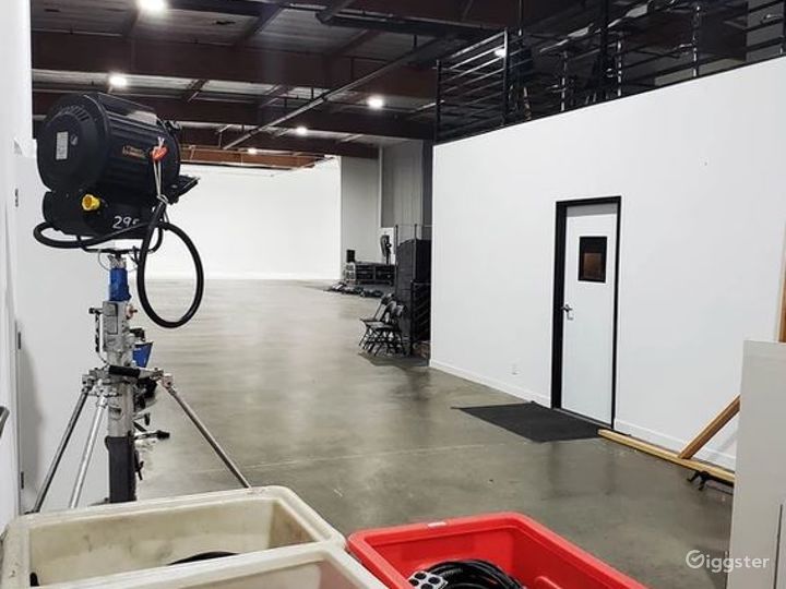Studio 1 - 3 Wall full Cove, Soundstage Cyclorama | Rent this location ...