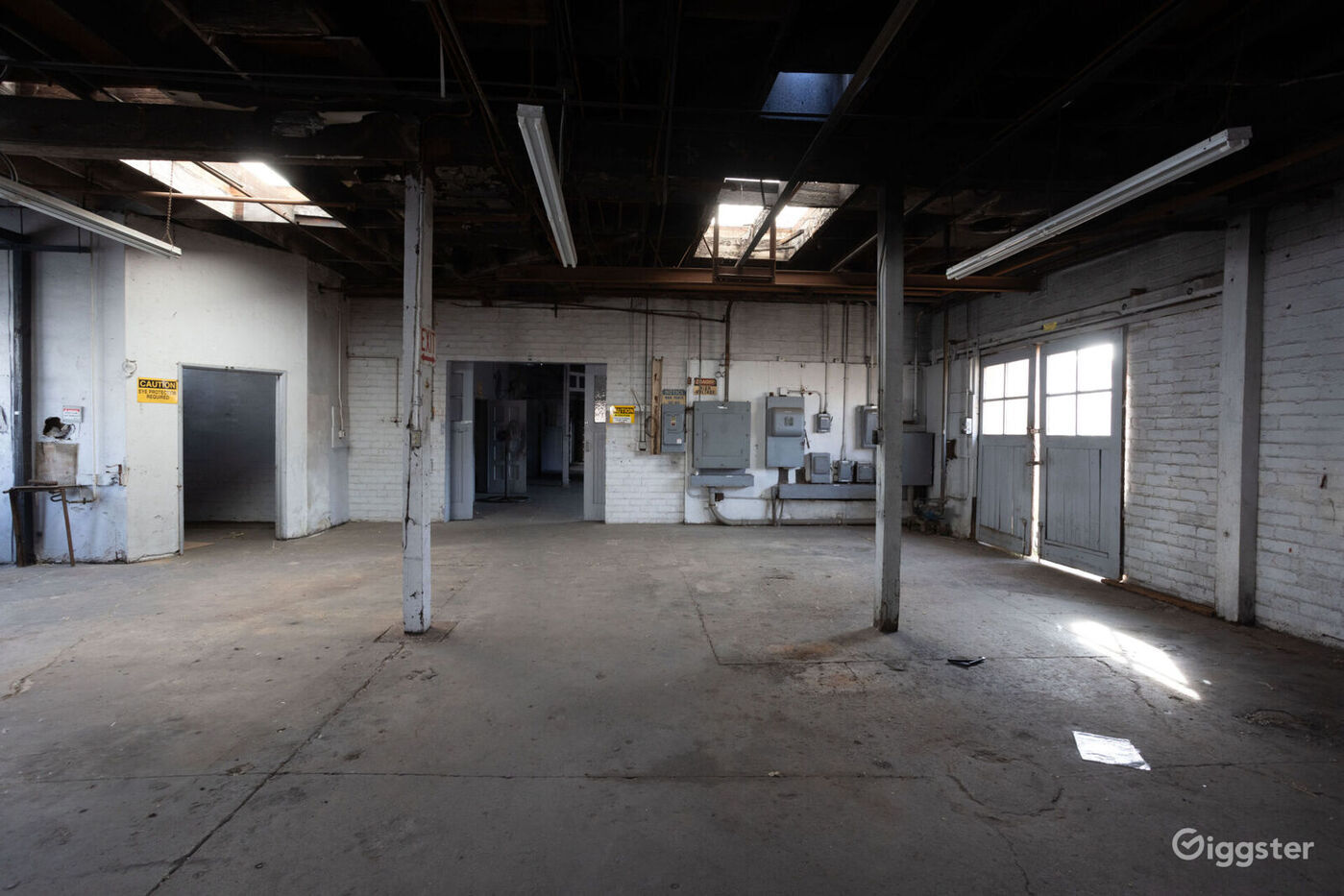 Scare Factory Burbank 6,500 sqf | Rent this location on Giggster