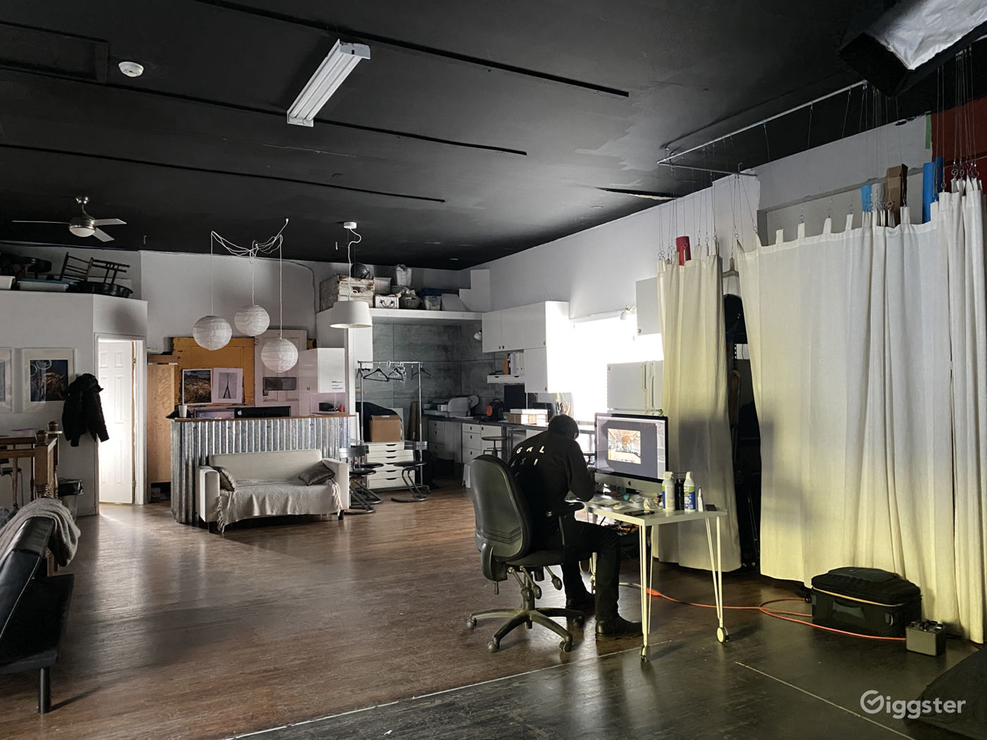 Little Italy Studio | Rent this location on Giggster