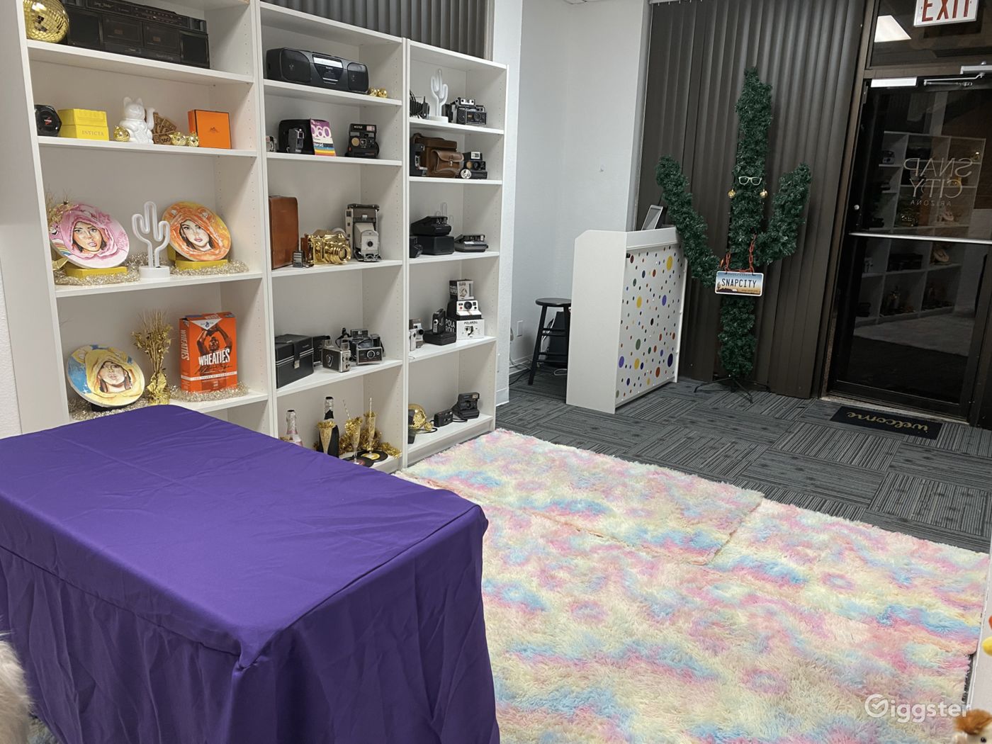 Colorful Creator Space & Photo/Film Studio | Rent this location on Giggster