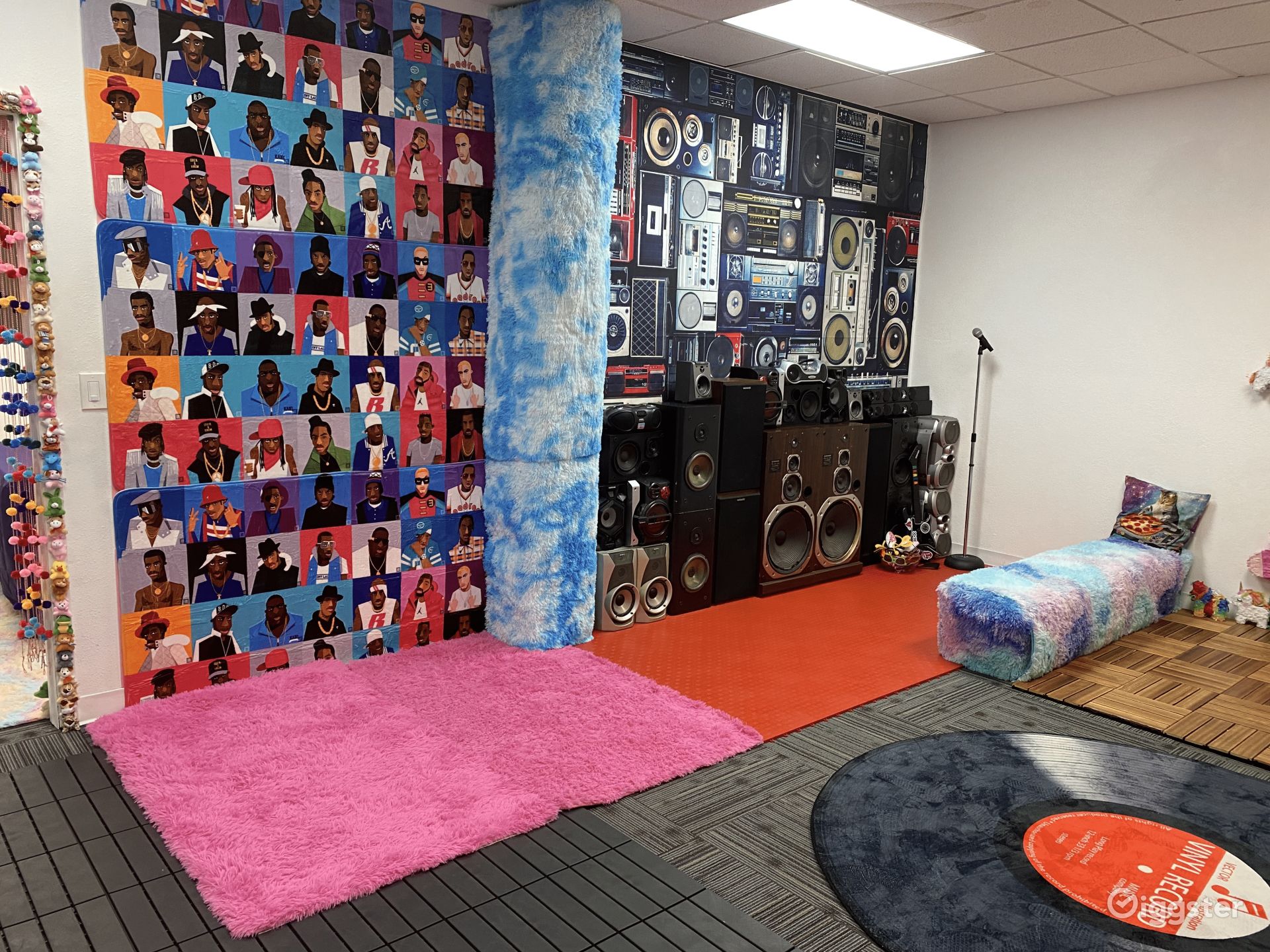 Colorful Creator Space & Photo/Film Studio | Rent this location on Giggster