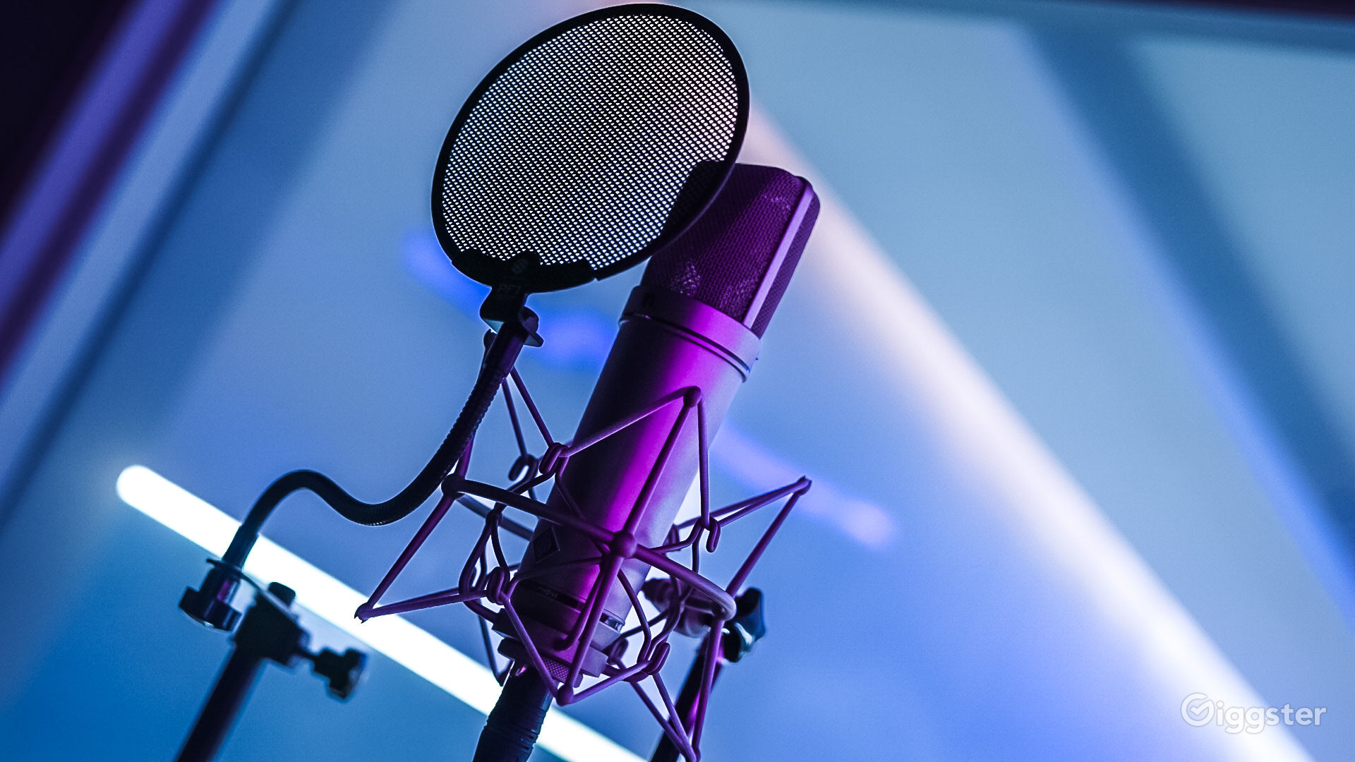 Luxury Recording Studio | Rent this location on Giggster