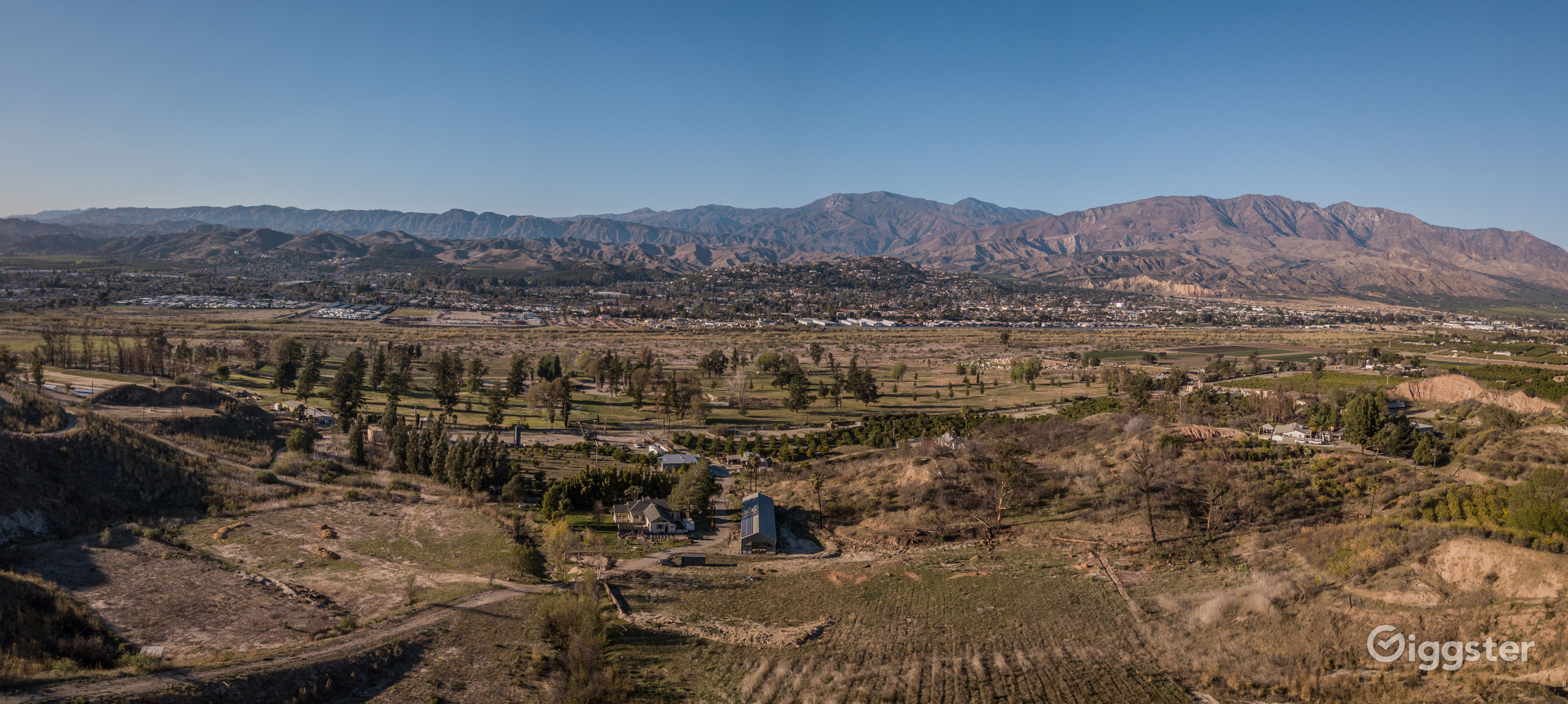 Beautiful Victorian farm house on a 15 acre ranch | Rent this location ...