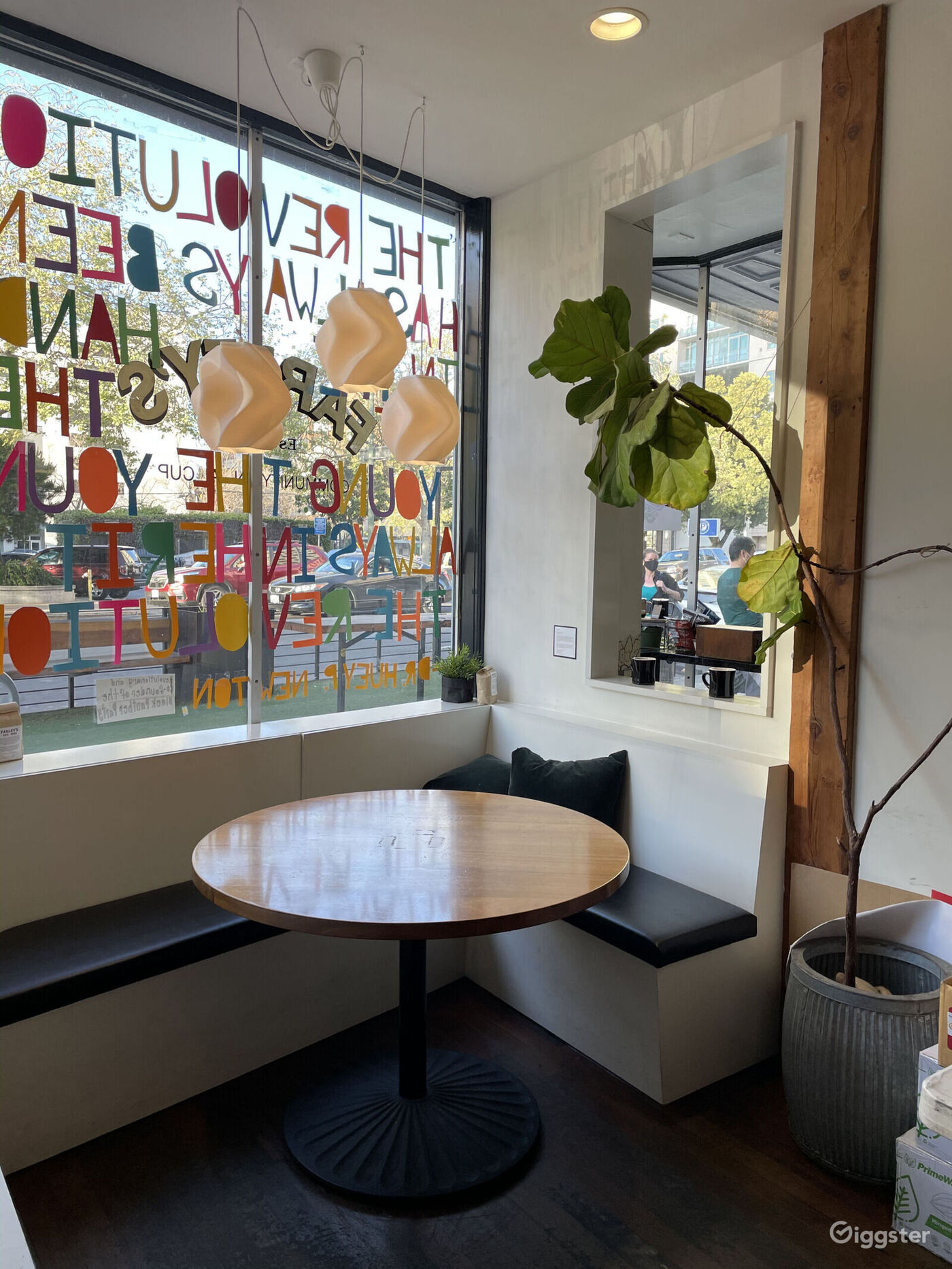 Classic Coffee House and Cafe | Rent this location on Giggster