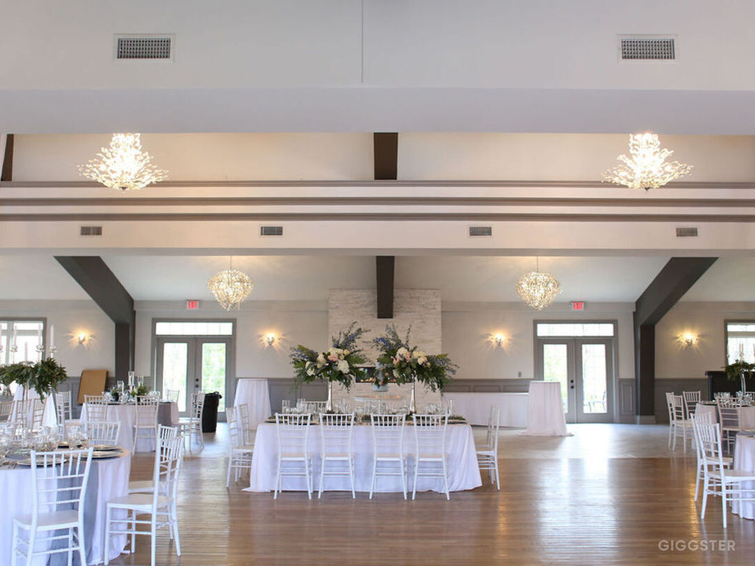 Classic Event Hall | Rent this location on Giggster
