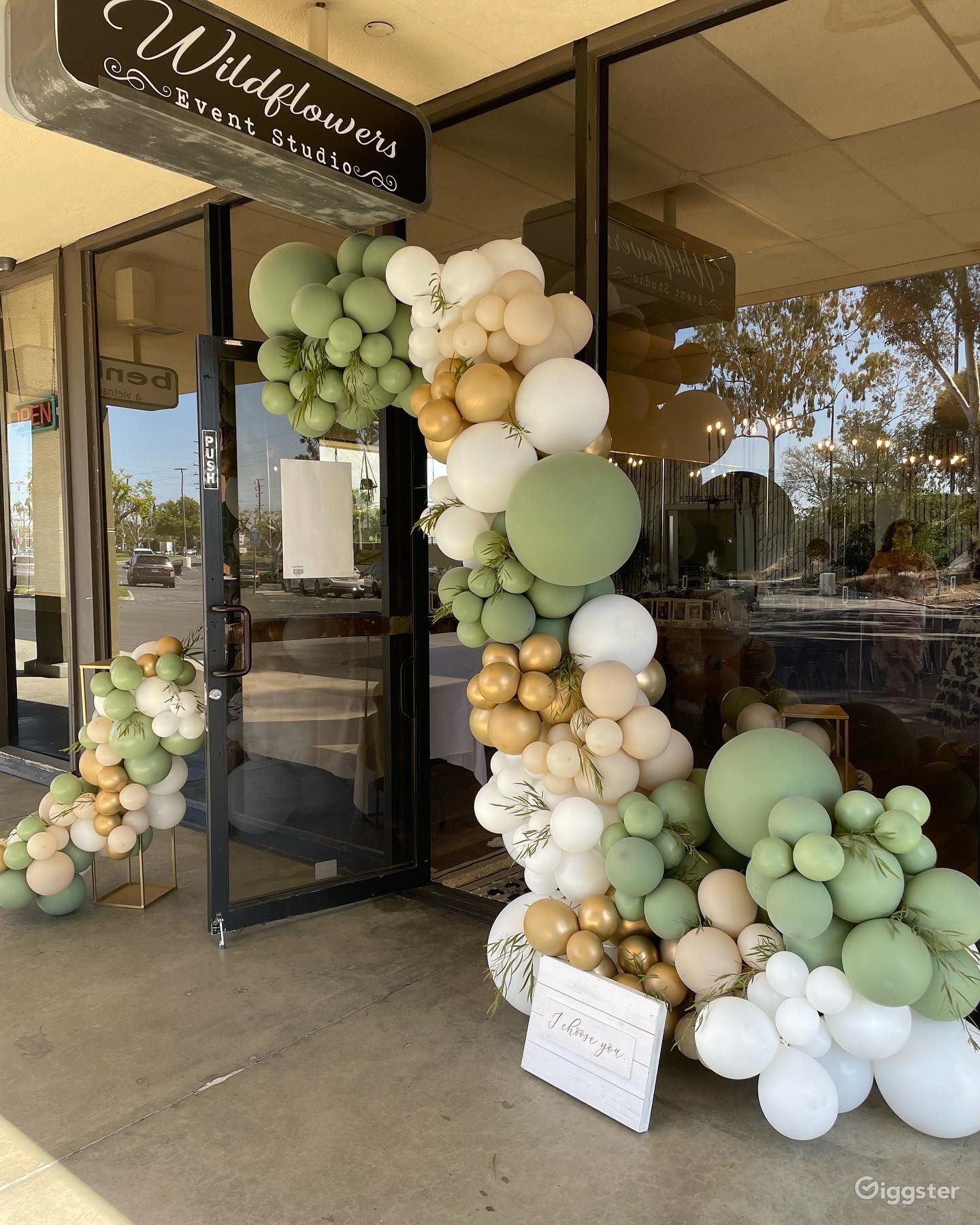 Sophisticated Boho Event Space | Rent this location on Giggster