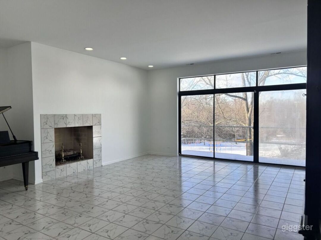 Edgemond Estate - 5-Acre Production Location | Rent this location on ...