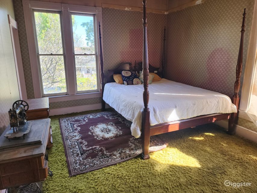 Queen Anne Victorian time-Capsule -Mansion | Rent this location on Giggster