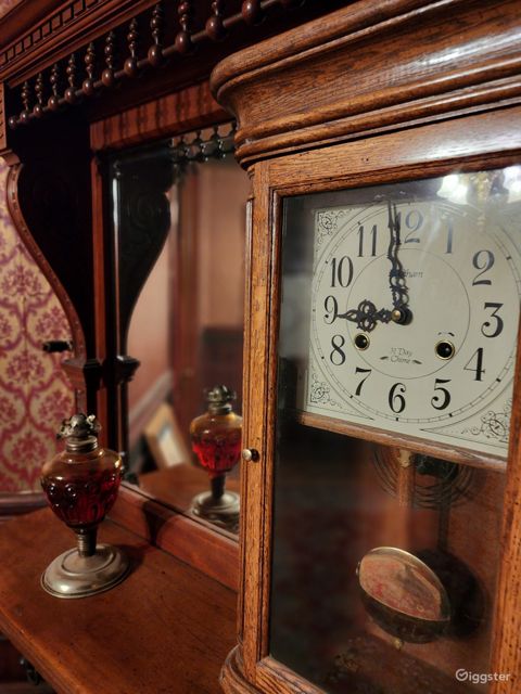 Queen Anne Victorian time-Capsule -Mansion | Rent this location on Giggster