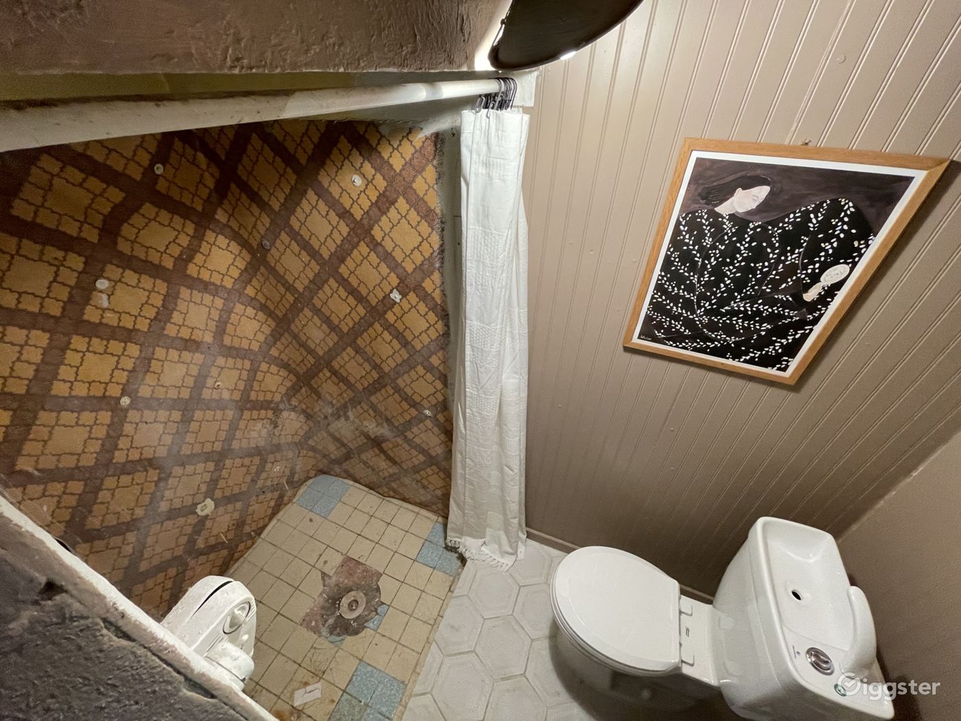 Unfinished Basement. Great for horror. | Rent this location on Giggster