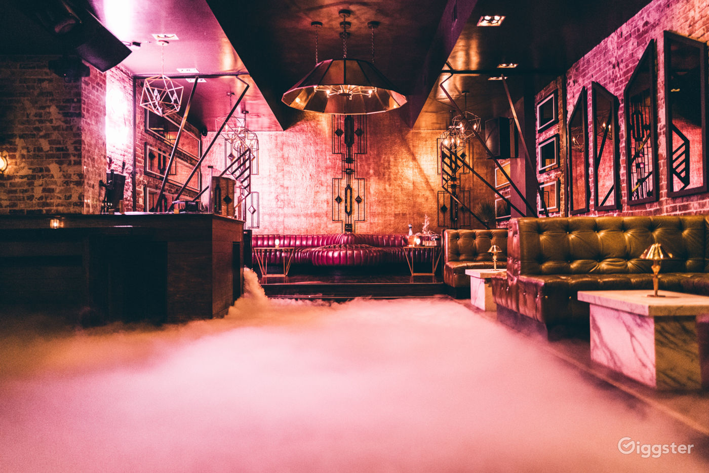 Art Deco / Mod / Old Hollywood Event Venue | Rent this location on Giggster