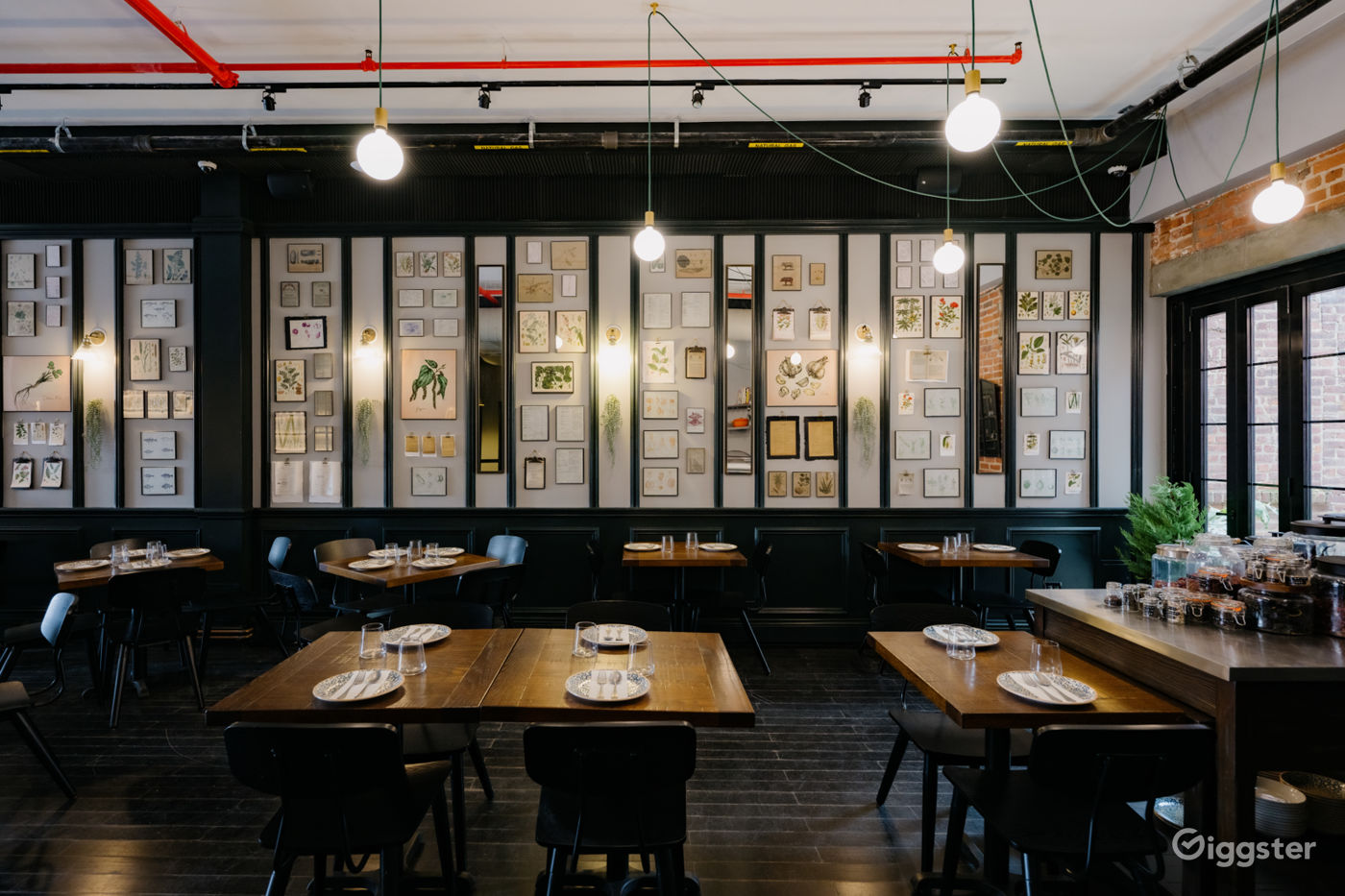 Restaurant with full bar and kitchen plus a patio (Full buy out) | Rent ...