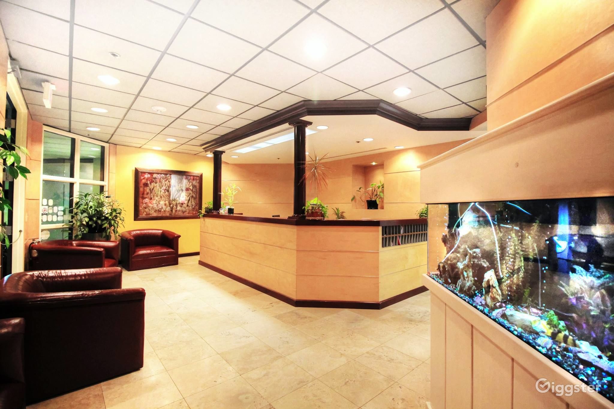 150 SQFT Conference/Meeting Room | Rent this location on Giggster