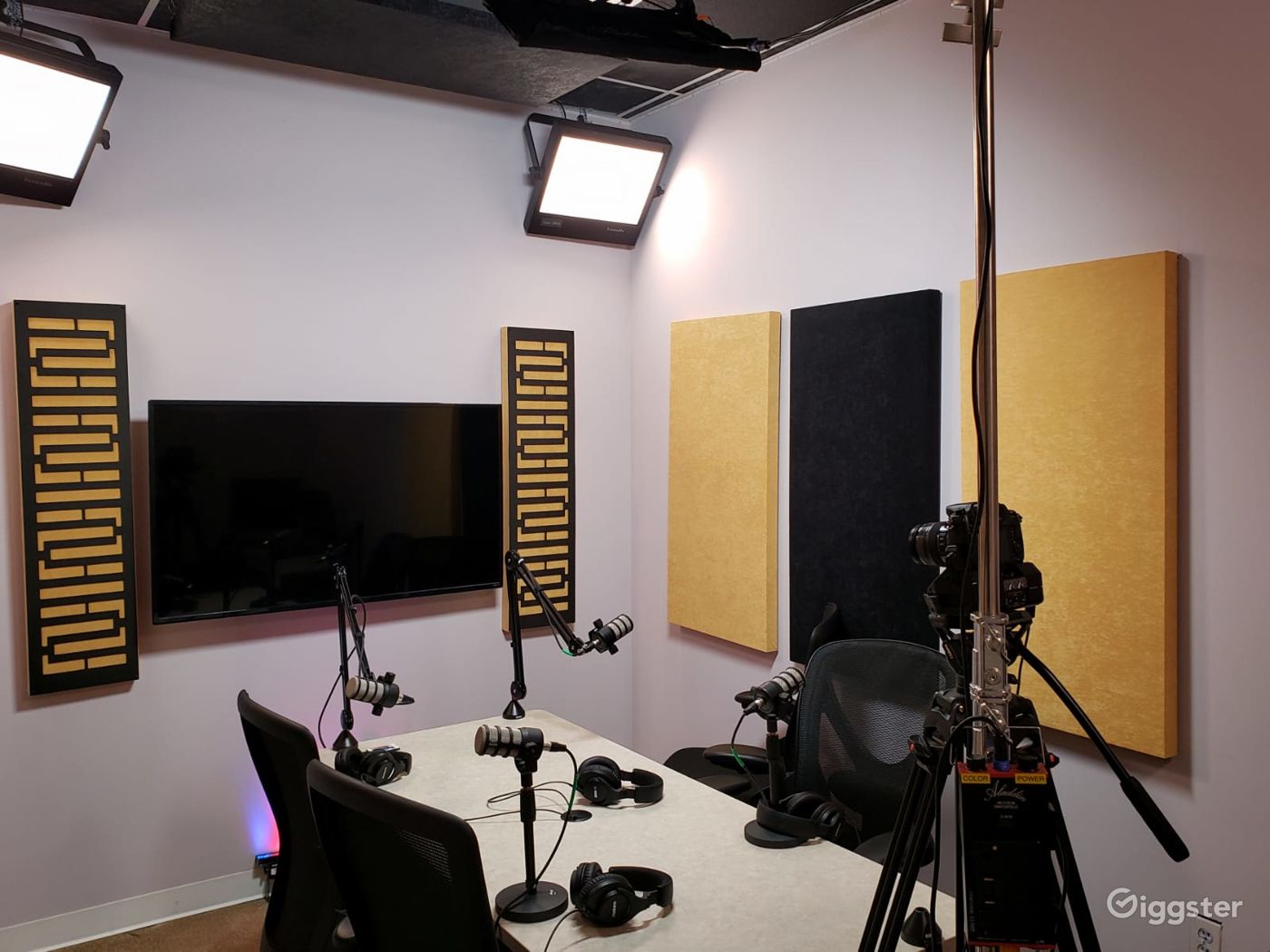 Podcast Studio/ Podcast recording space | Rent this location on Giggster